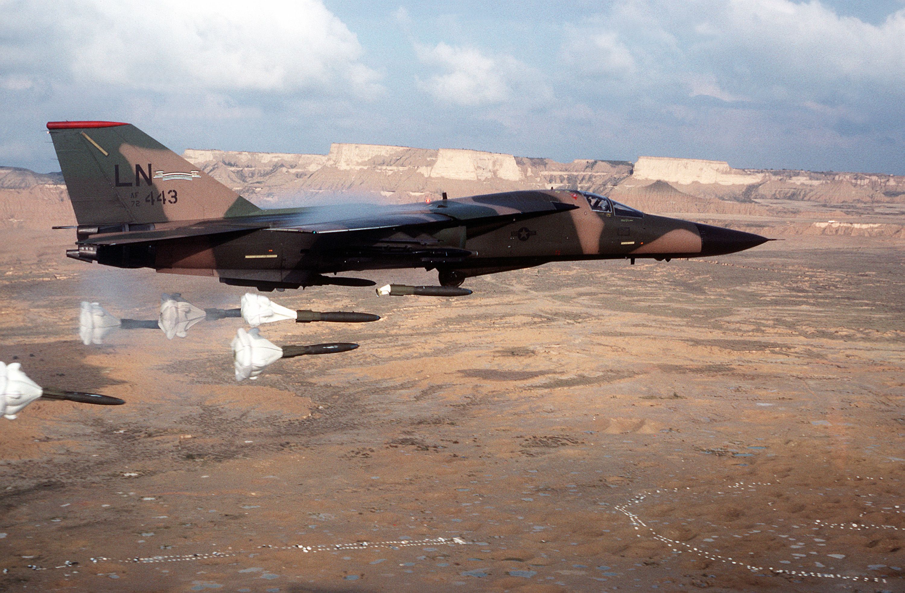 General Dynamics F-111 Aardvark Wallpapers - Top Free General Dynamics ...