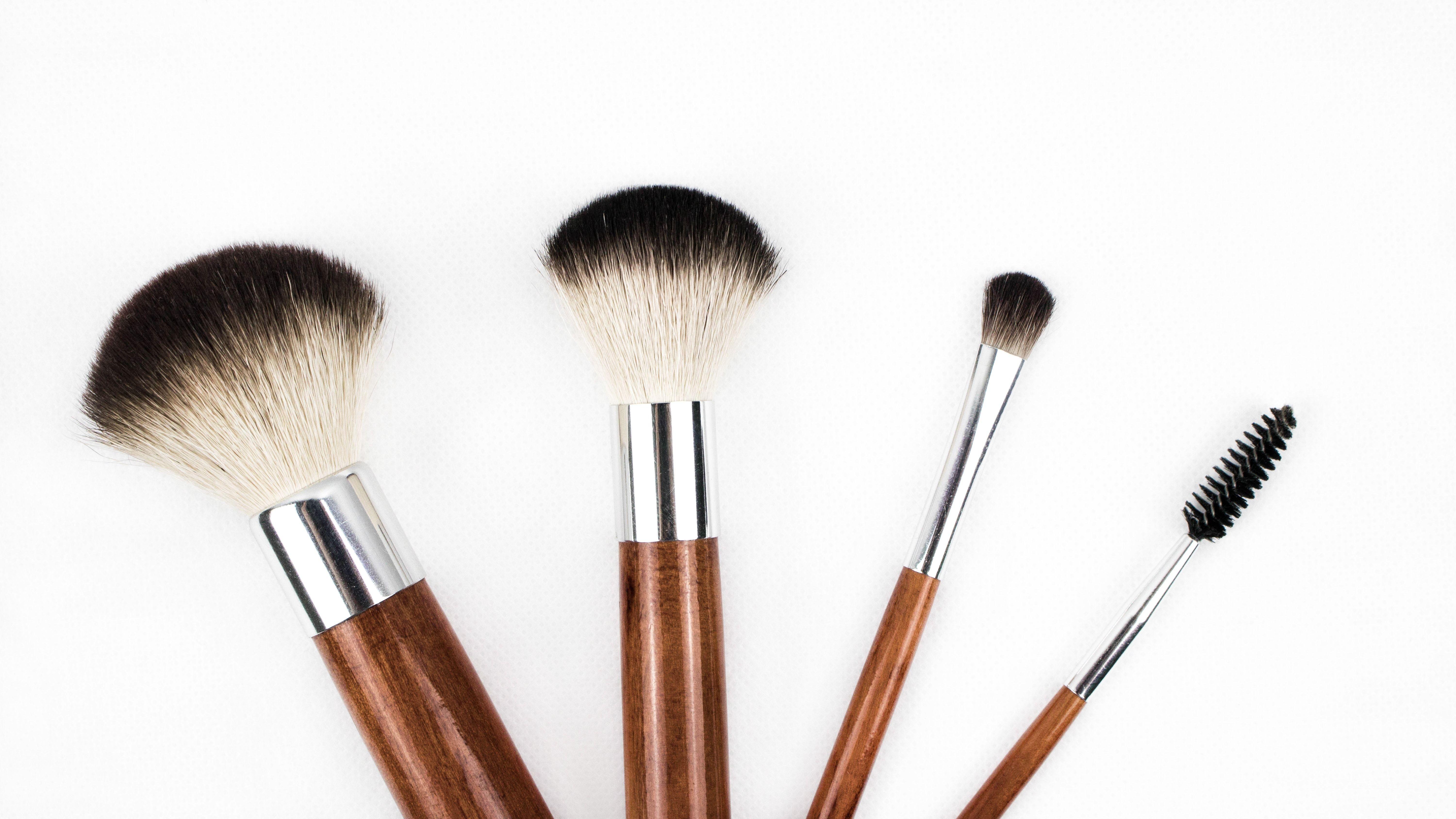 Makeup Brushes Wallpapers - Top Free Makeup Brushes Backgrounds ...