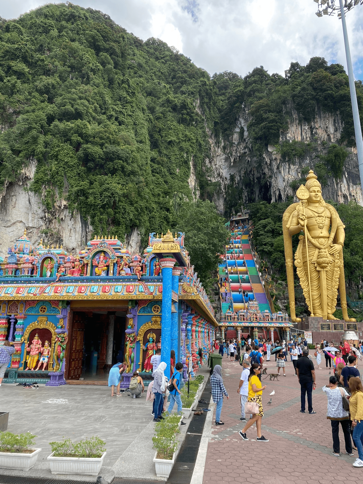 Batu Caves Wallpapers - Top Free Batu Caves Backgrounds - WallpaperAccess