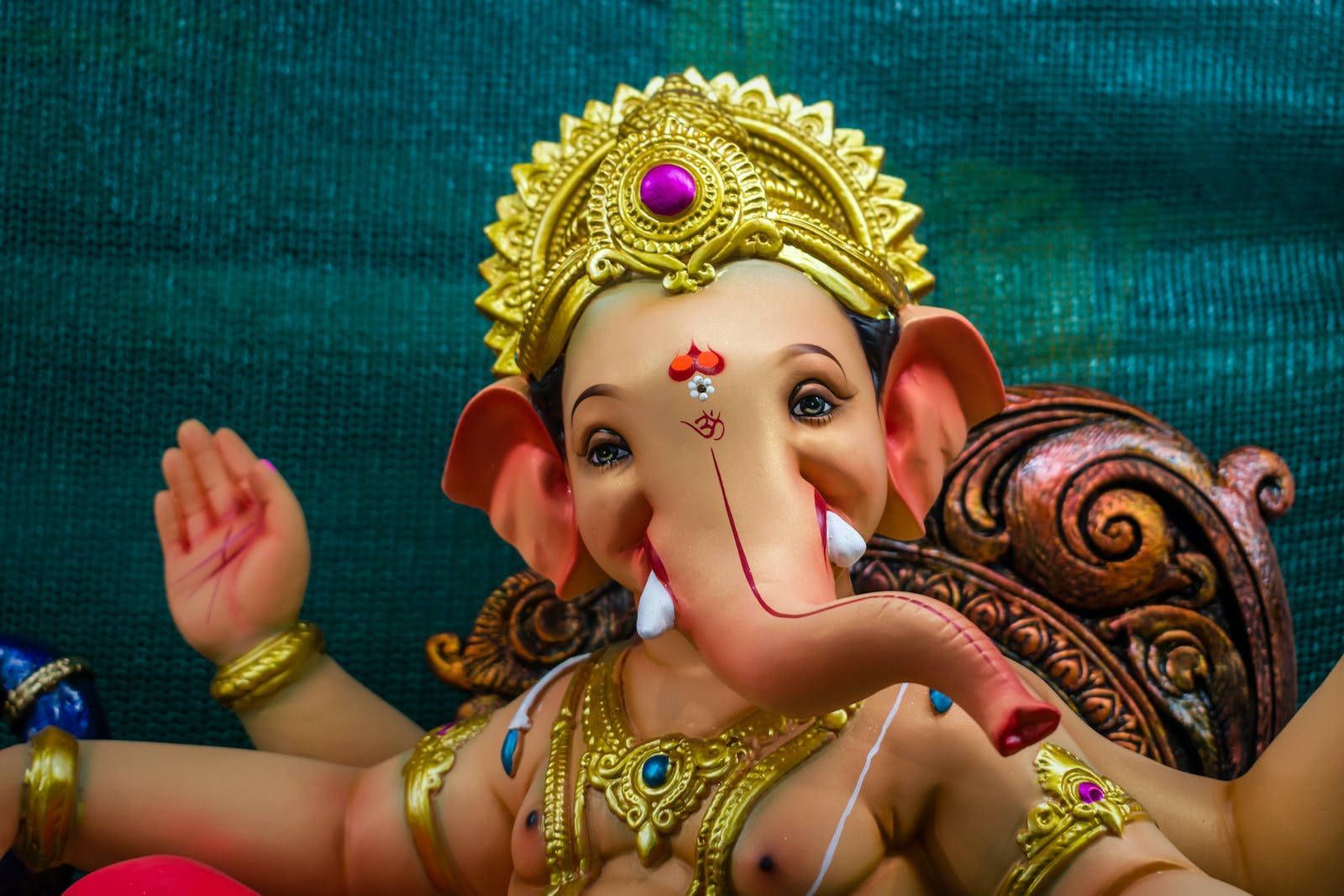 Vinayakudu Wallpapers - Top Free Vinayakudu Backgrounds - WallpaperAccess