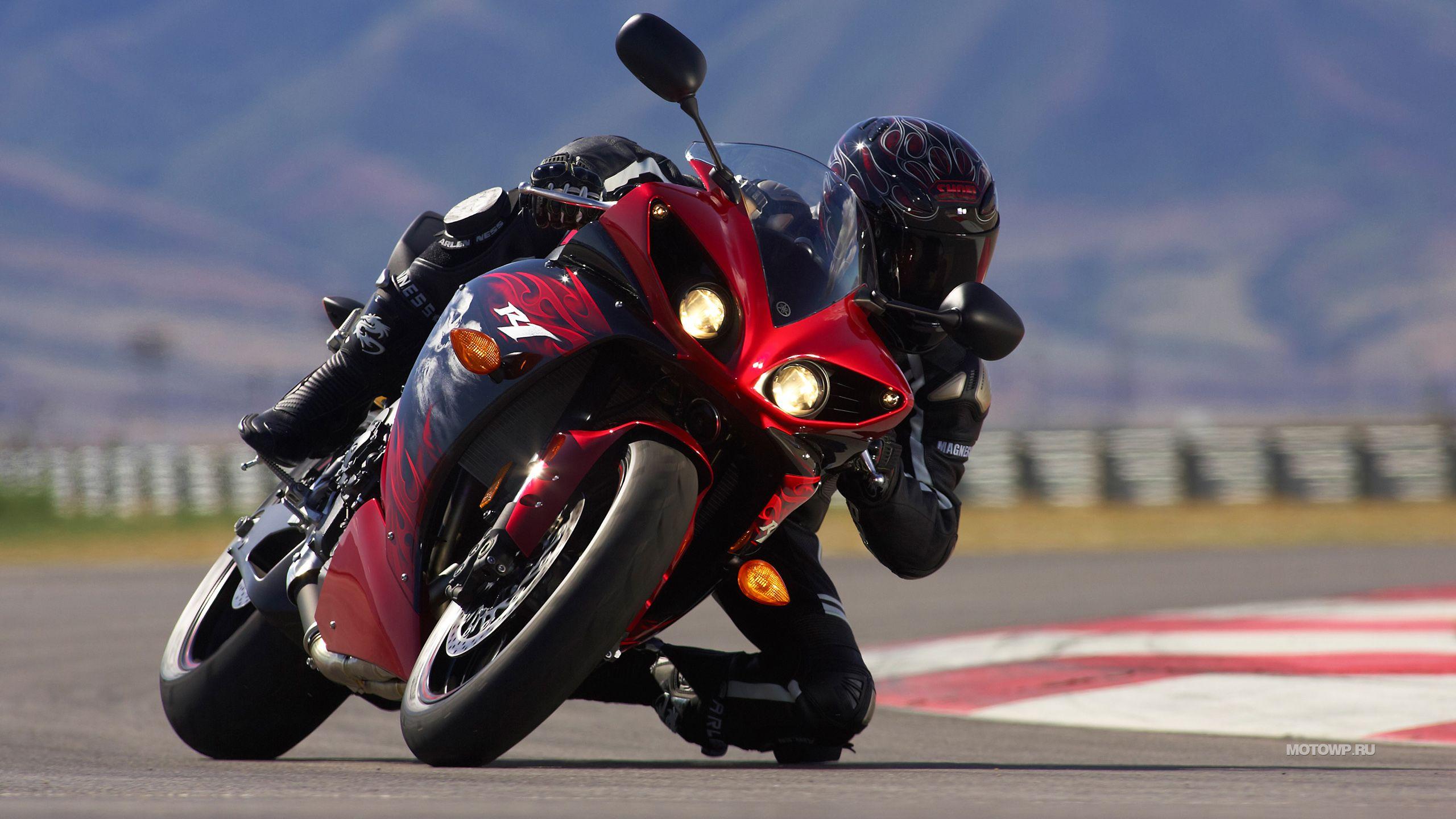 Yamaha YZF R1 Wallpapers - Top Free Yamaha YZF R1 Backgrounds ...