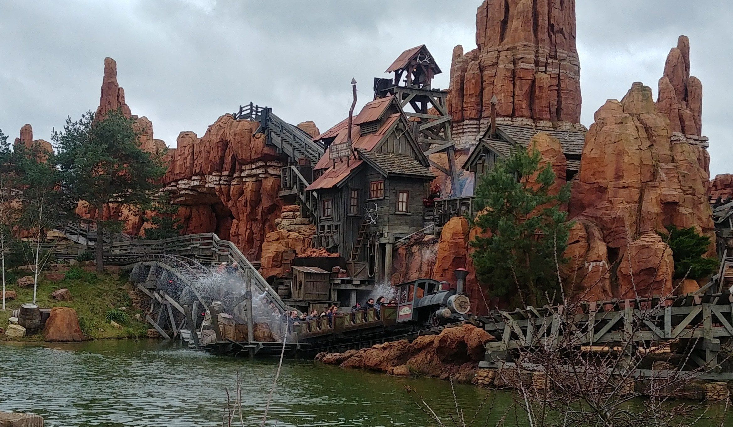 Big Thunder Mountain Wallpapers - Top Free Big Thunder Mountain ...