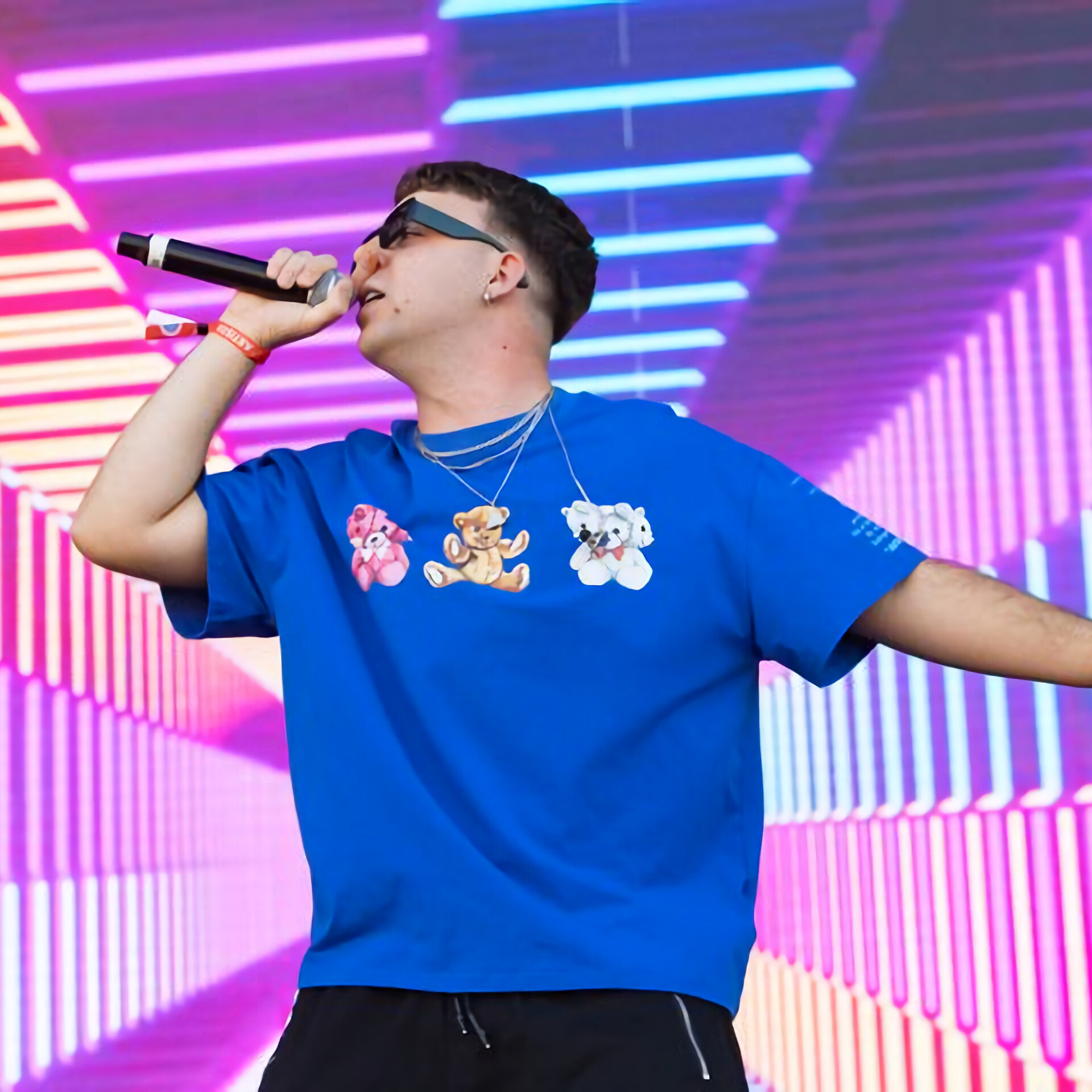 Quevedo Wallpapers - Top Free Quevedo Backgrounds - WallpaperAccess