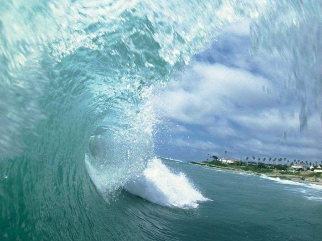 Tsunami Wallpapers - Top Free Tsunami Backgrounds - WallpaperAccess