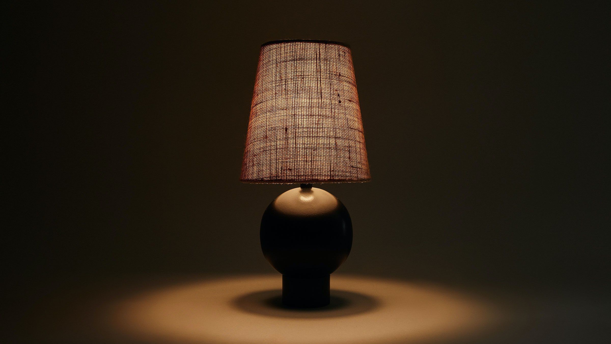 Desk Lamp Wallpapers - Top Free Desk Lamp Backgrounds - WallpaperAccess