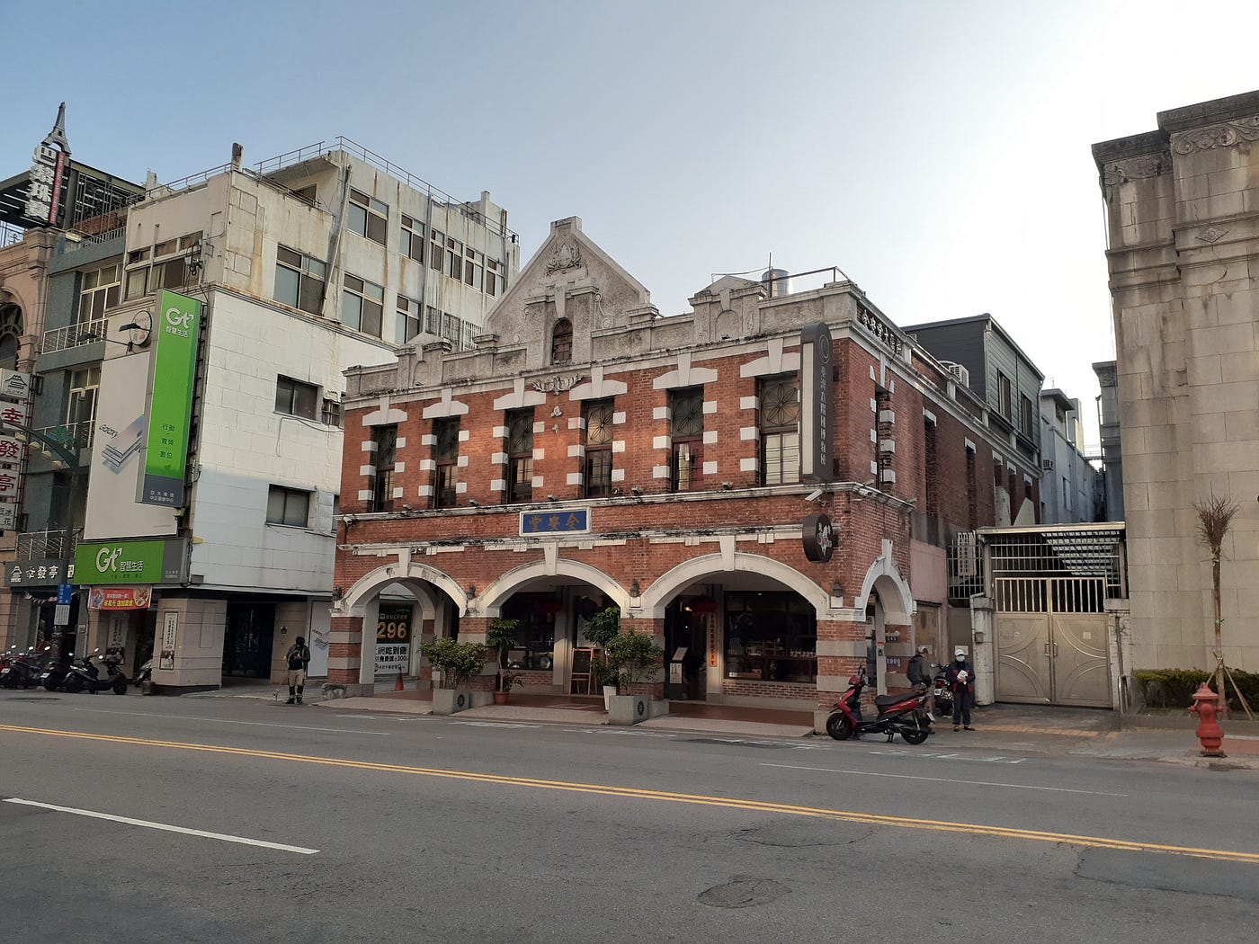 Taichung Wallpapers - Top Free Taichung Backgrounds - WallpaperAccess