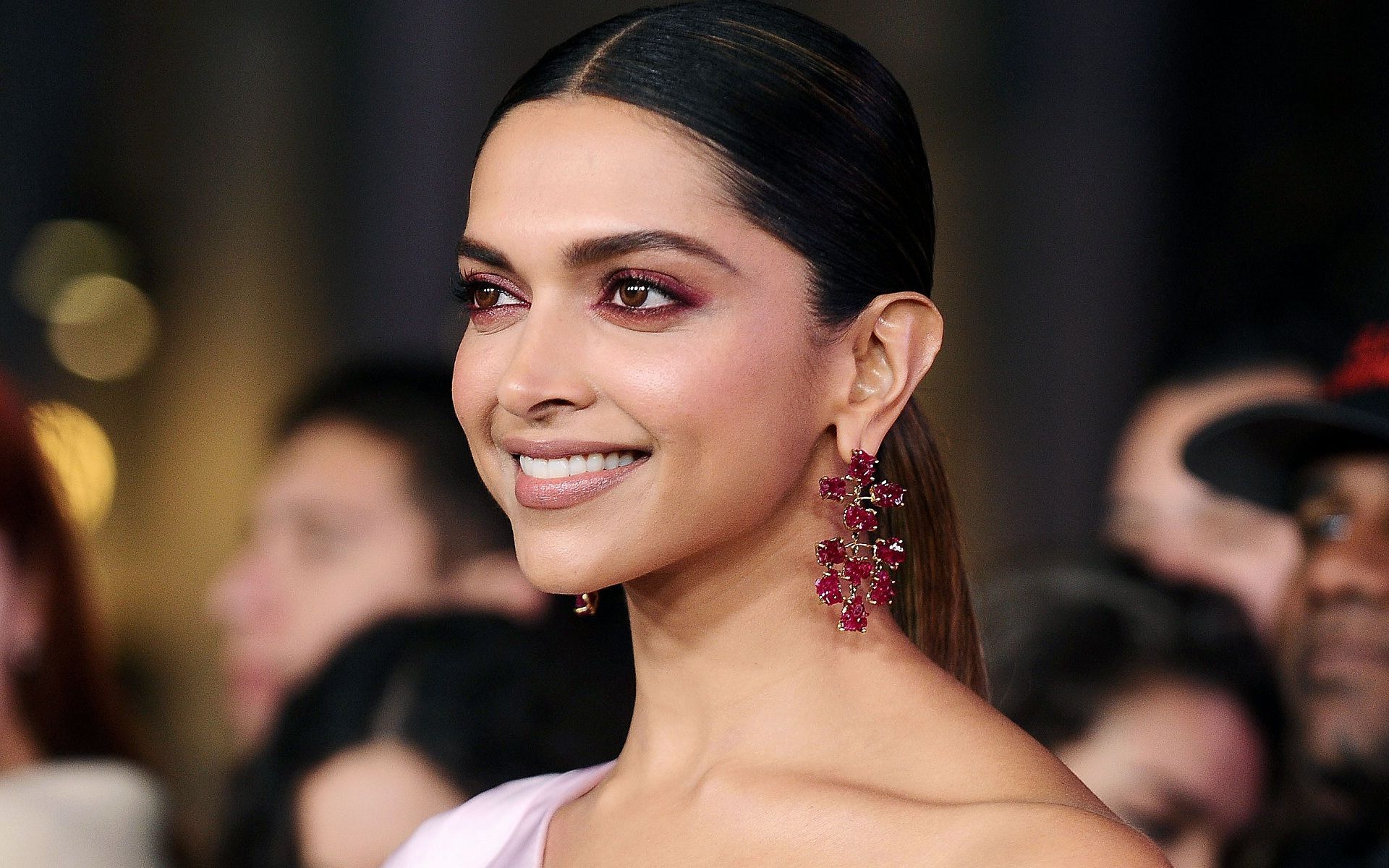 Smile Movie Wallpapers - Top Free Smile Movie Backgrounds - WallpaperAccess