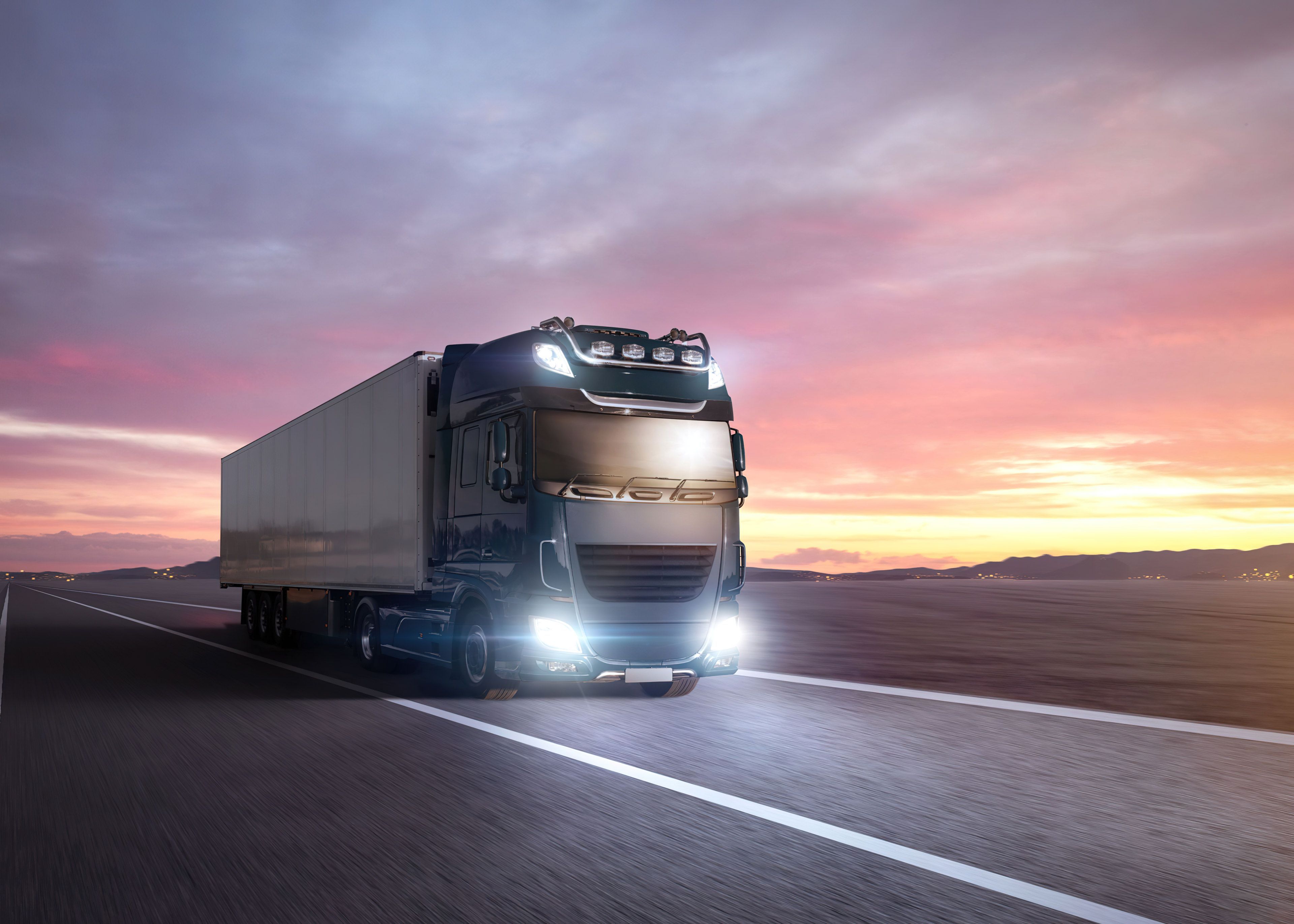 Heavy Truck Wallpapers - Top Free Heavy Truck Backgrounds - WallpaperAccess