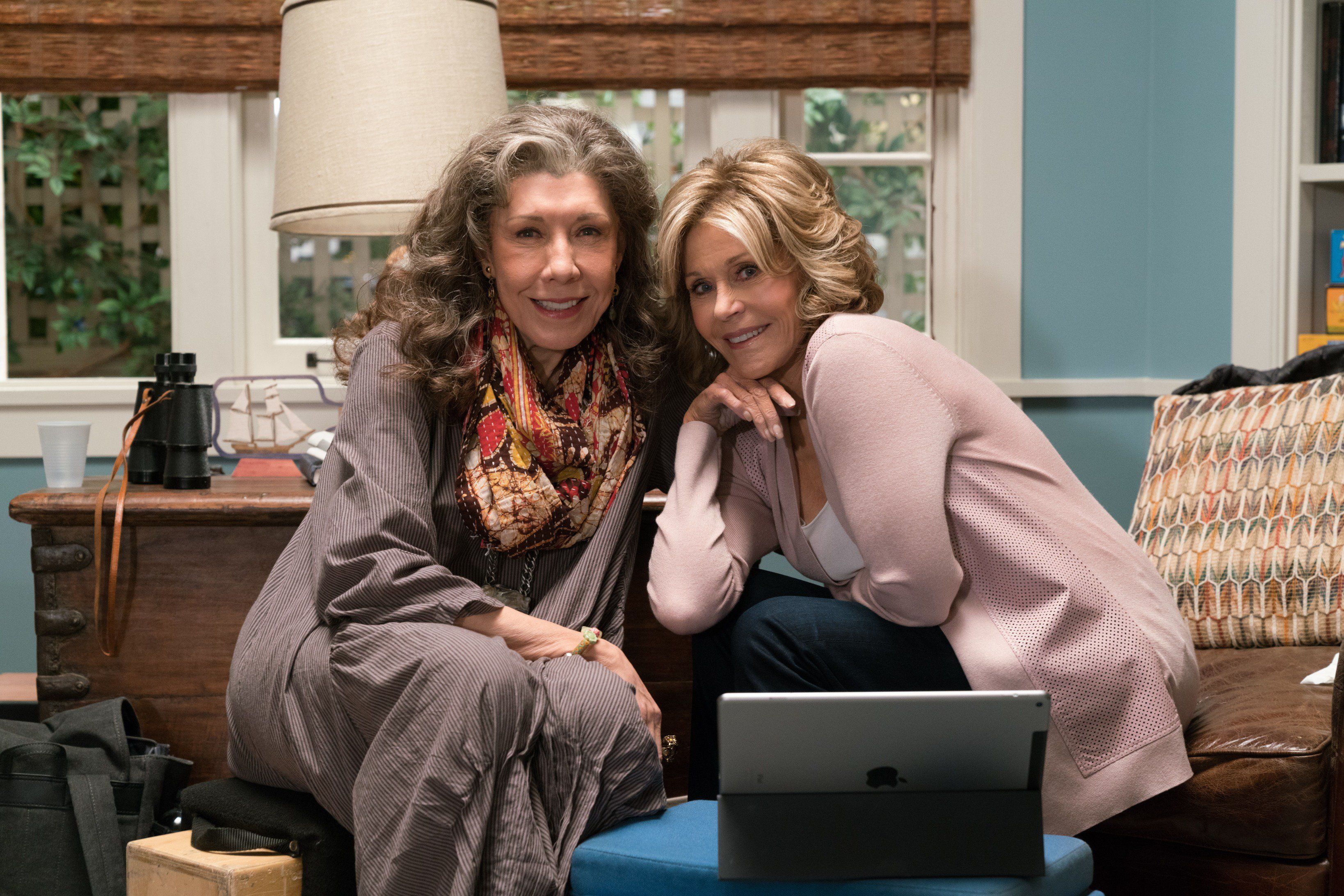 Grace and Frankie Wallpapers - Top Free Grace and Frankie Backgrounds ...