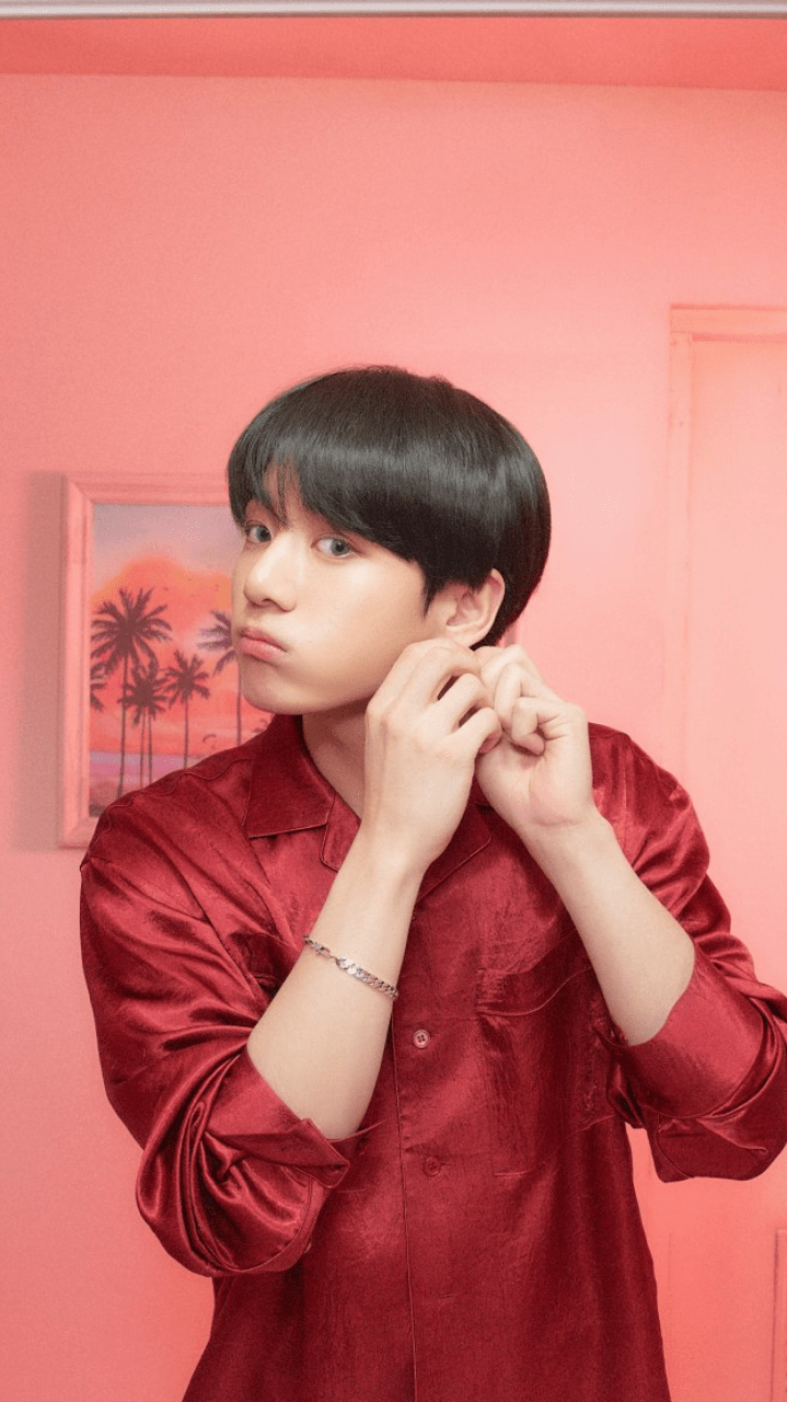 BTS Red Wallpapers - Top Free BTS Red Backgrounds - WallpaperAccess