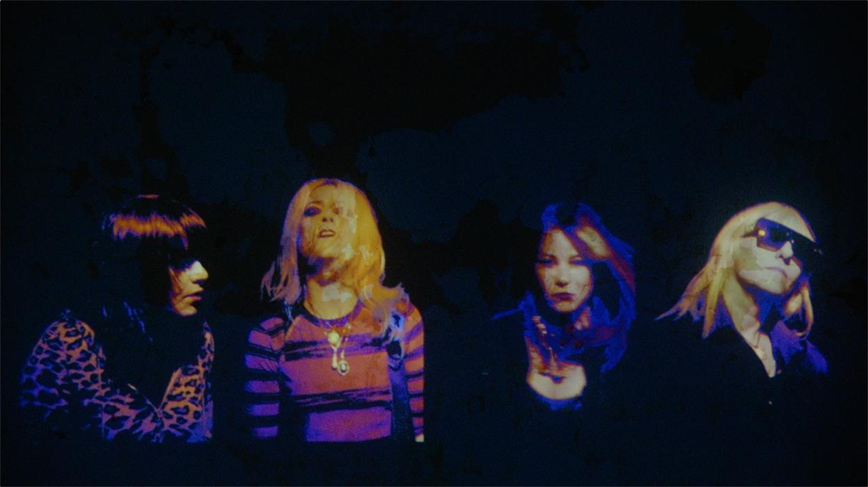 Hole Band Wallpapers - Top Free Hole Band Backgrounds - WallpaperAccess