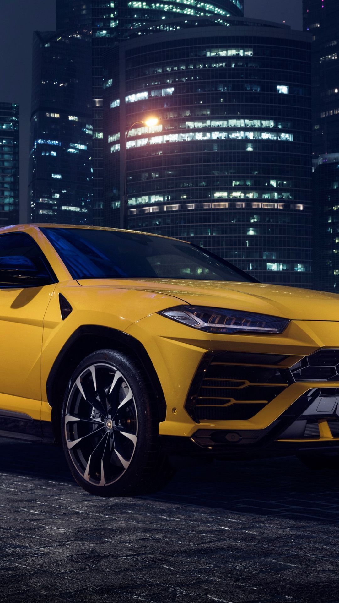 Urus iPhone Wallpapers - Top Free Urus iPhone Backgrounds - WallpaperAccess