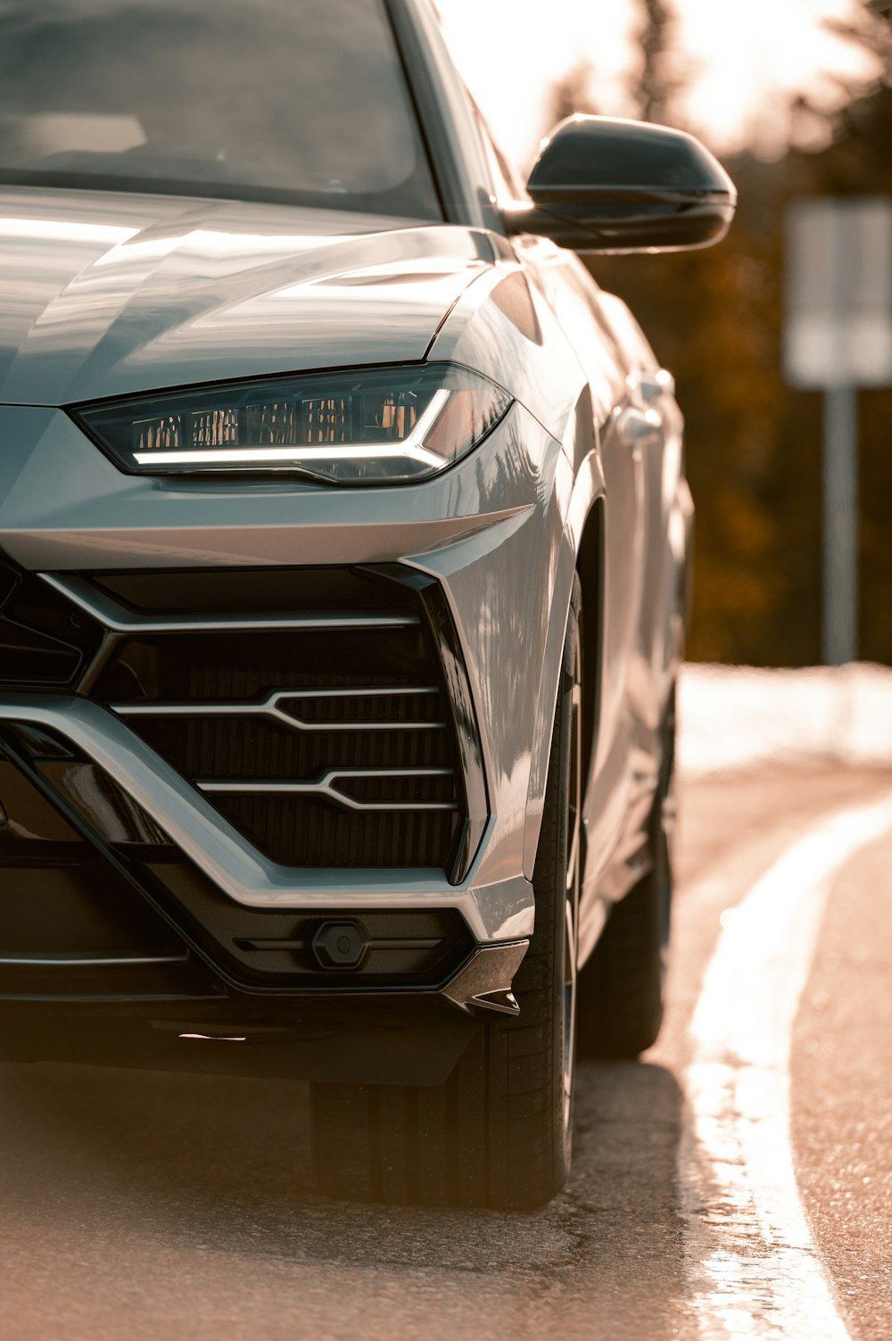 Urus iPhone Wallpapers - Top Free Urus iPhone Backgrounds - WallpaperAccess