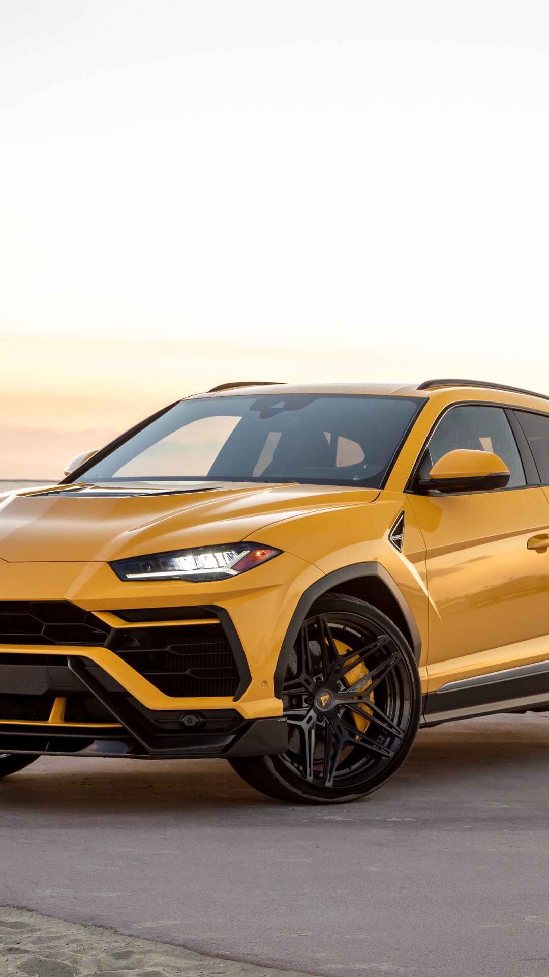 Urus iPhone Wallpapers - Top Free Urus iPhone Backgrounds - WallpaperAccess