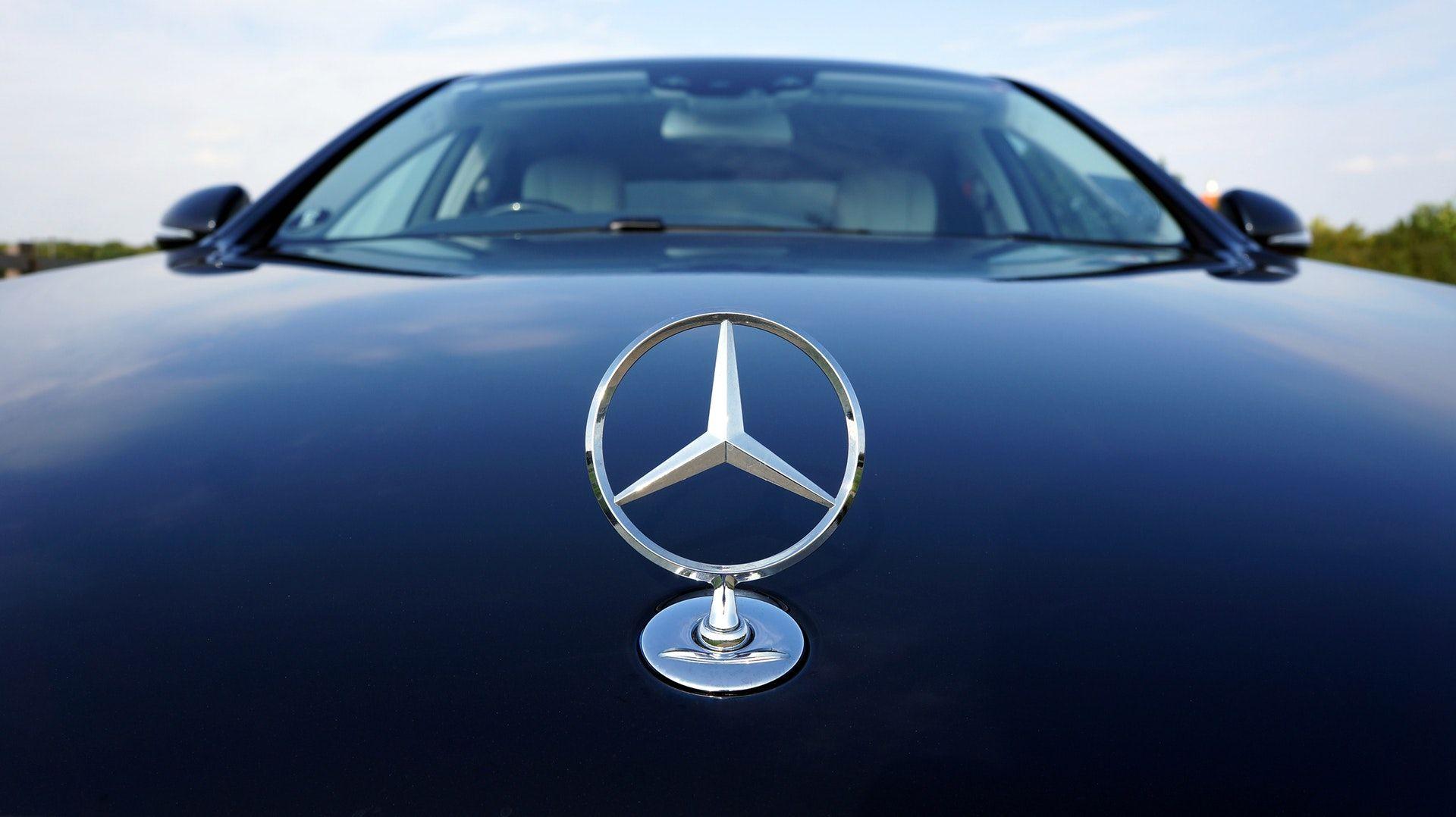 Mercedes Logo Wallpapers - Top Free Mercedes Logo Backgrounds ...