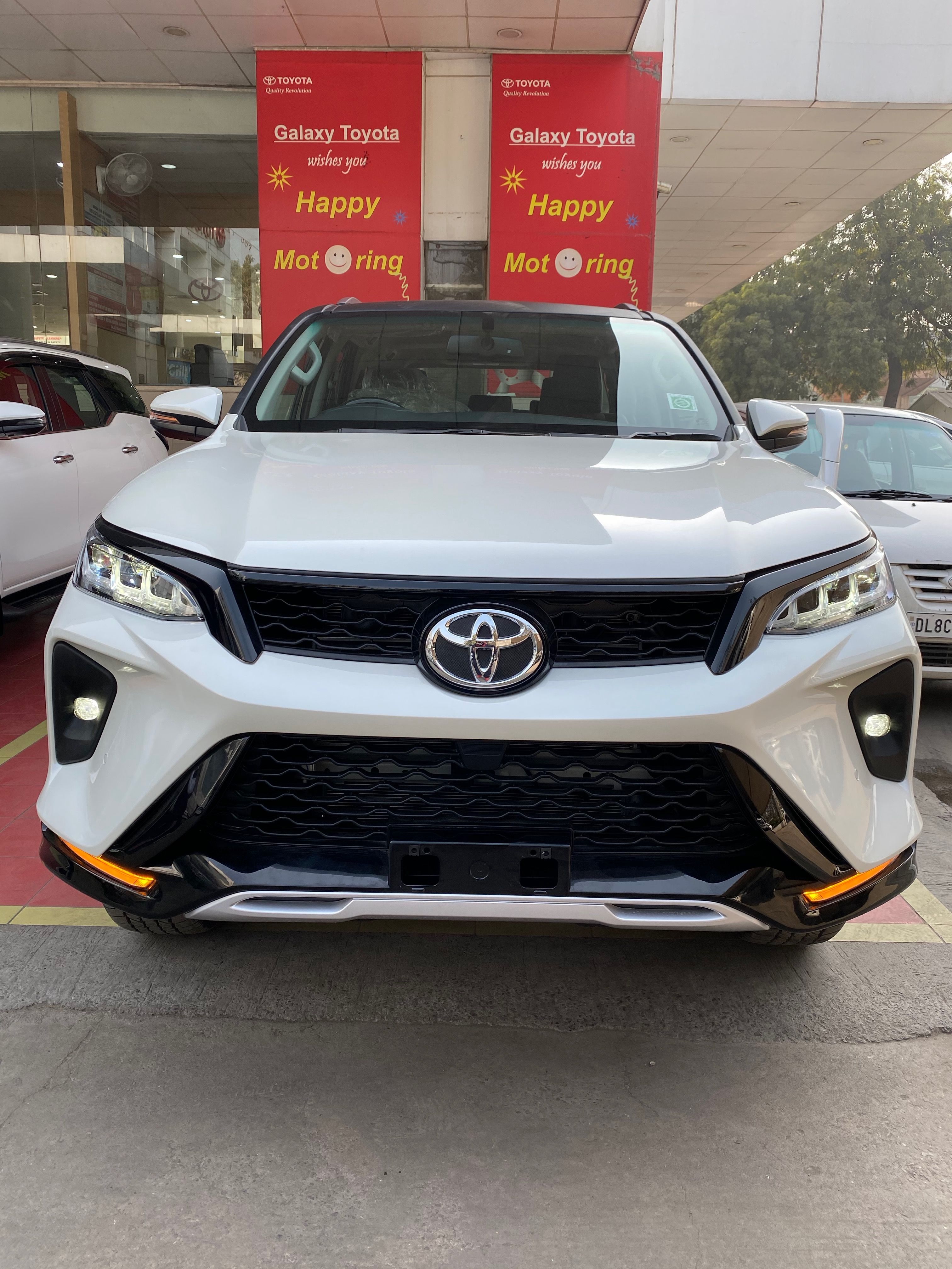 Toyota Fortuner Legender Wallpapers - Top Free Toyota Fortuner Legender ...