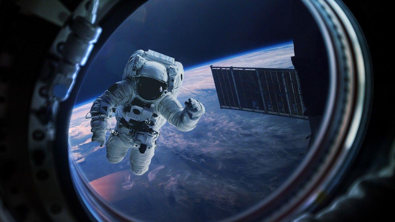 Spaceman Wallpapers - Top Free Spaceman Backgrounds - WallpaperAccess