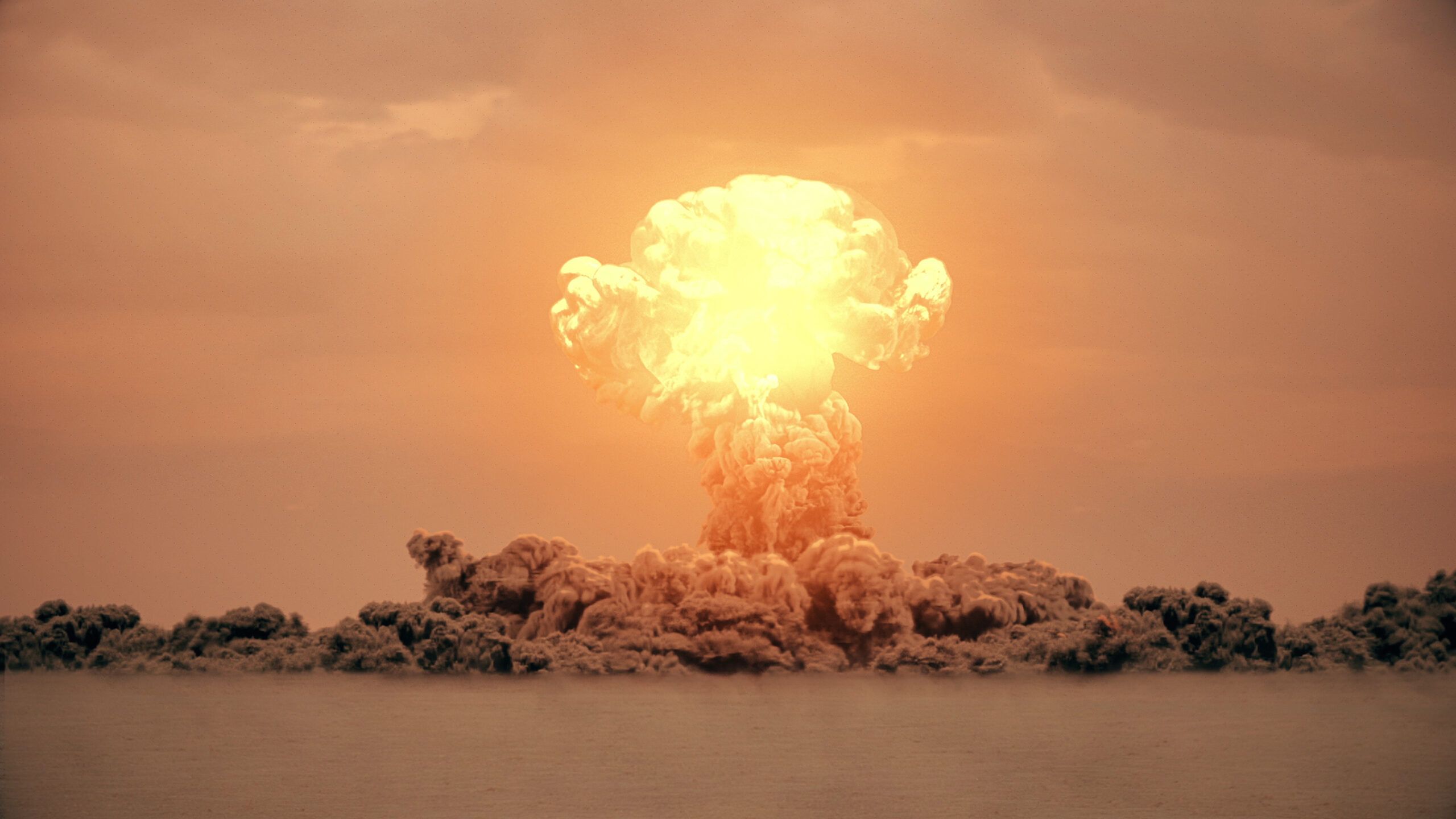 Nuclear Weapon Wallpapers - Top Free Nuclear Weapon Backgrounds ...