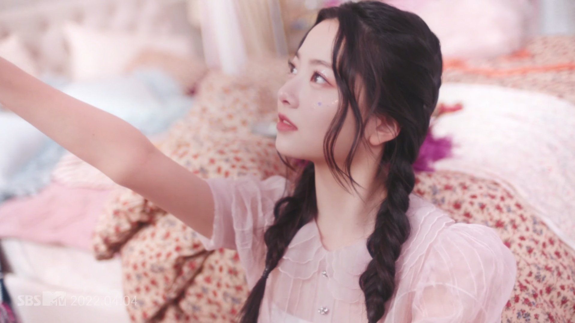 Hong Eunchae Wallpapers - Top Free Hong Eunchae Backgrounds ...