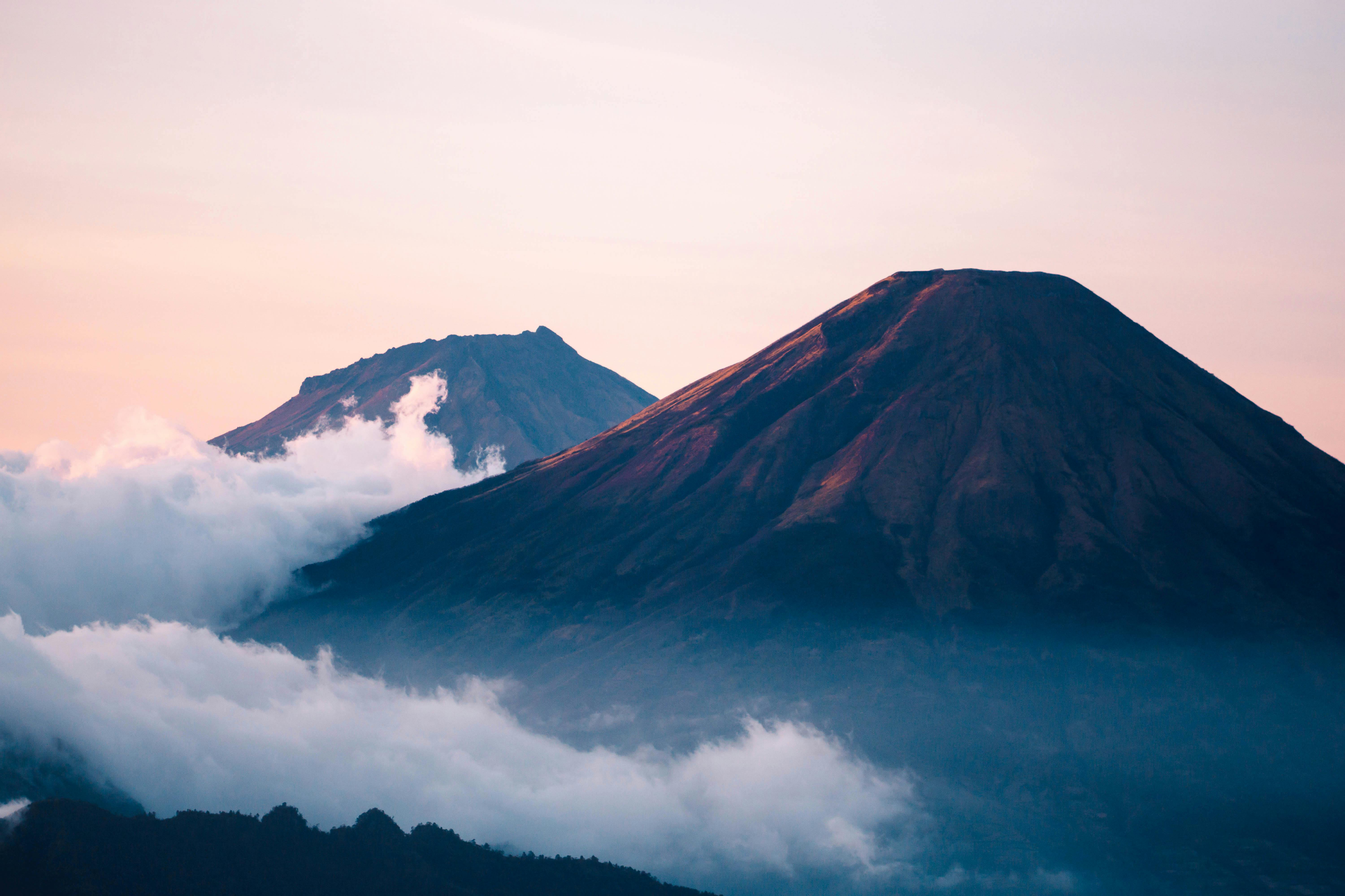 Volcano 4k Wallpapers - Top Free Volcano 4k Backgrounds - WallpaperAccess