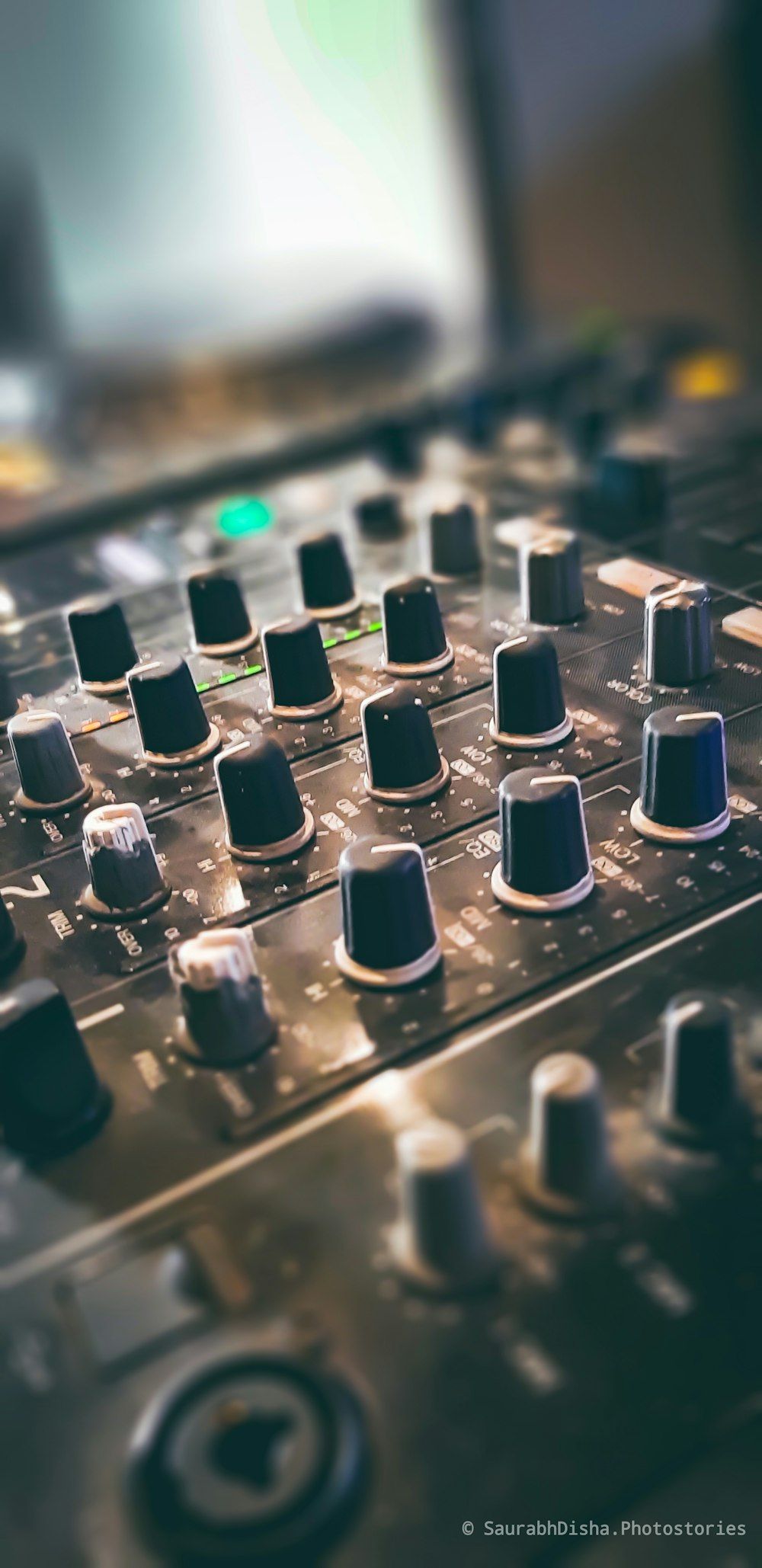 Audio Mixer Wallpapers - Top Free Audio Mixer Backgrounds - WallpaperAccess