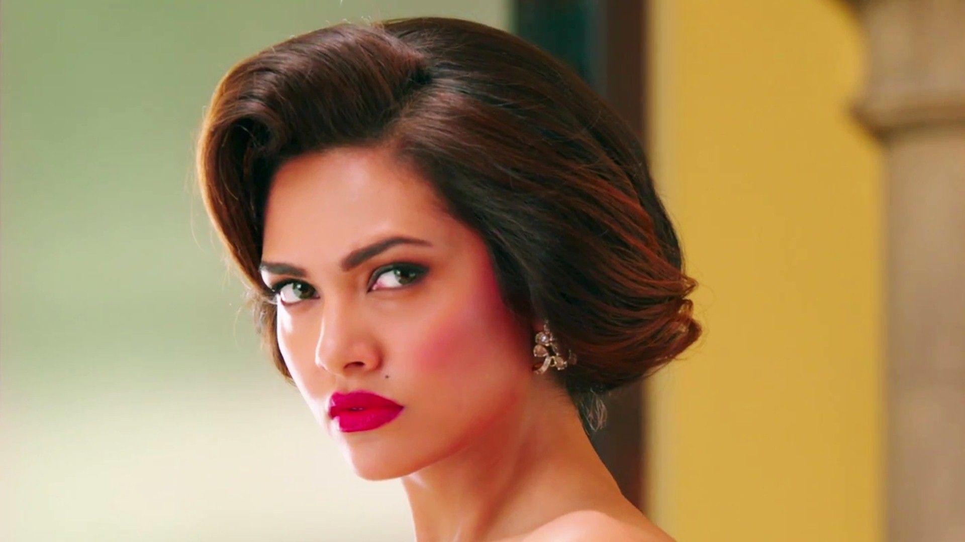 Esha Gupta Wallpapers - Top Free Esha Gupta Backgrounds - WallpaperAccess