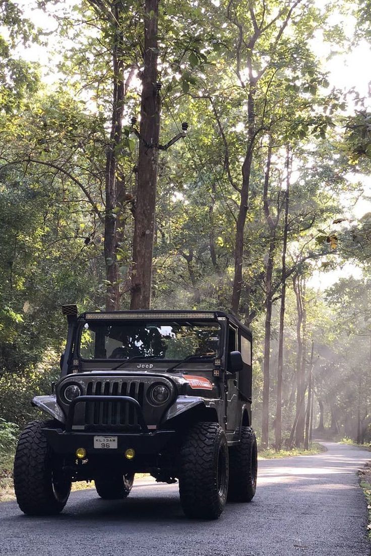 Mahindra Jeep Wallpapers - Top Free Mahindra Jeep Backgrounds - WallpaperAccess