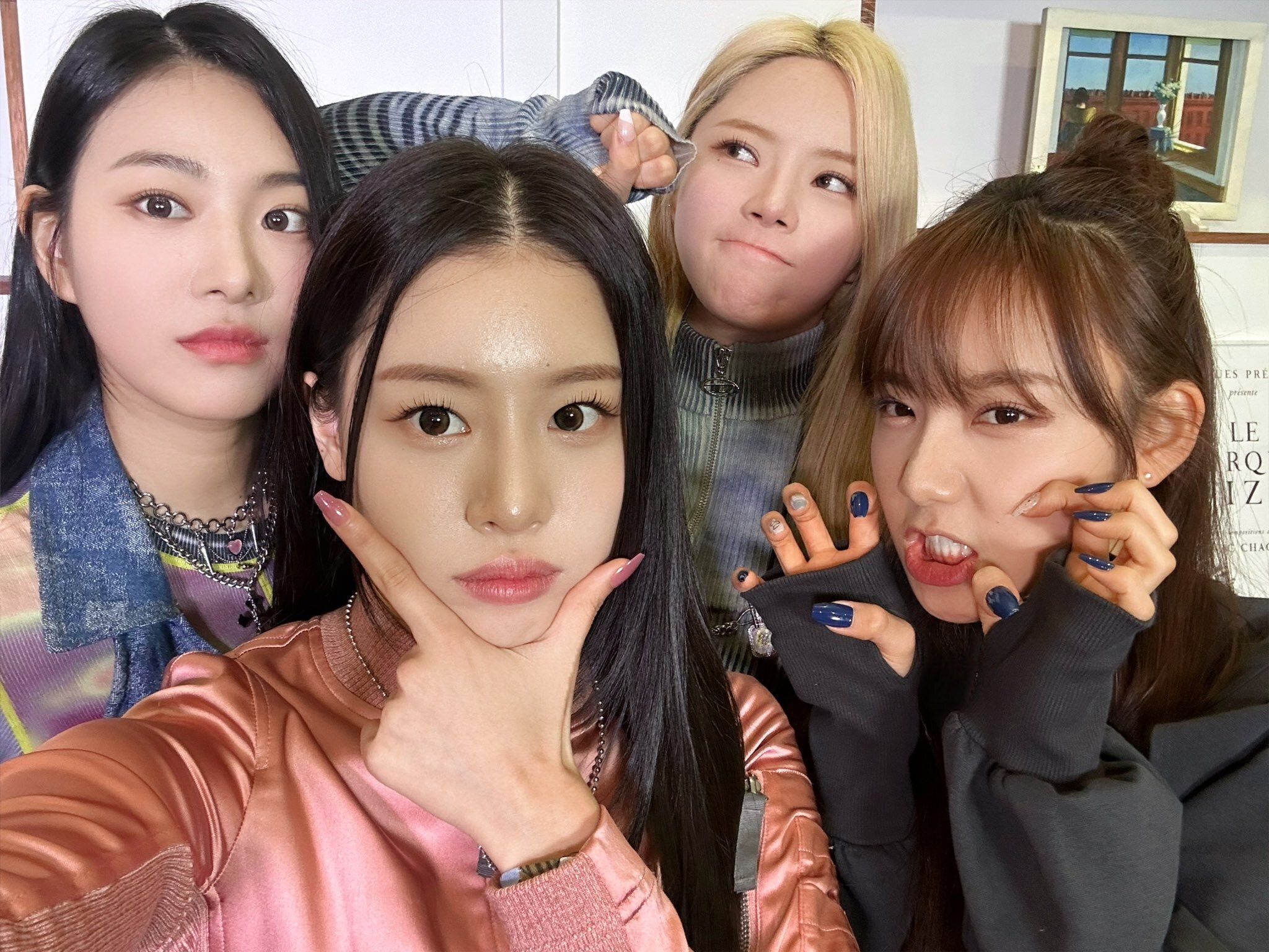 Fifty Fifty Wallpapers - Top Free Fifty Fifty Backgrounds - WallpaperAccess