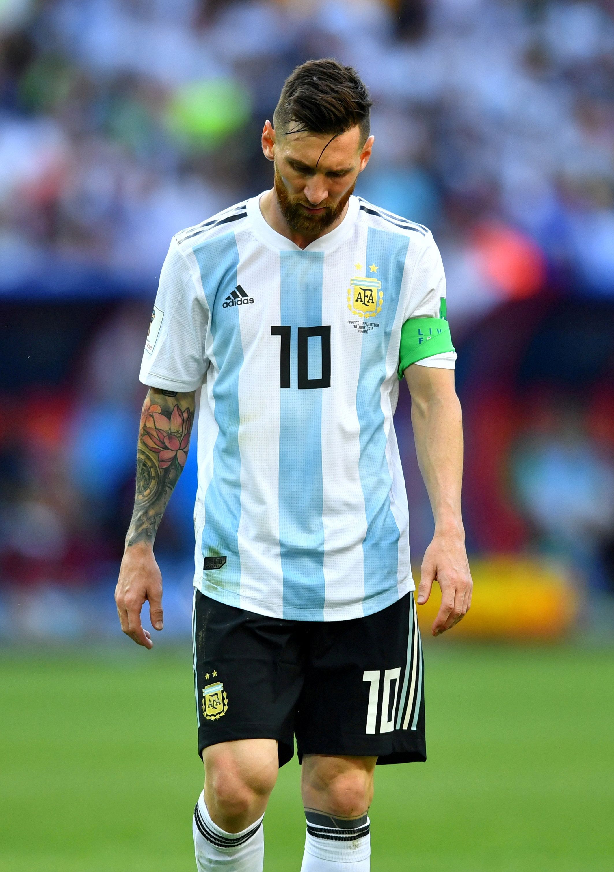 Messi Crying Wallpapers - Top Free Messi Crying Backgrounds ...