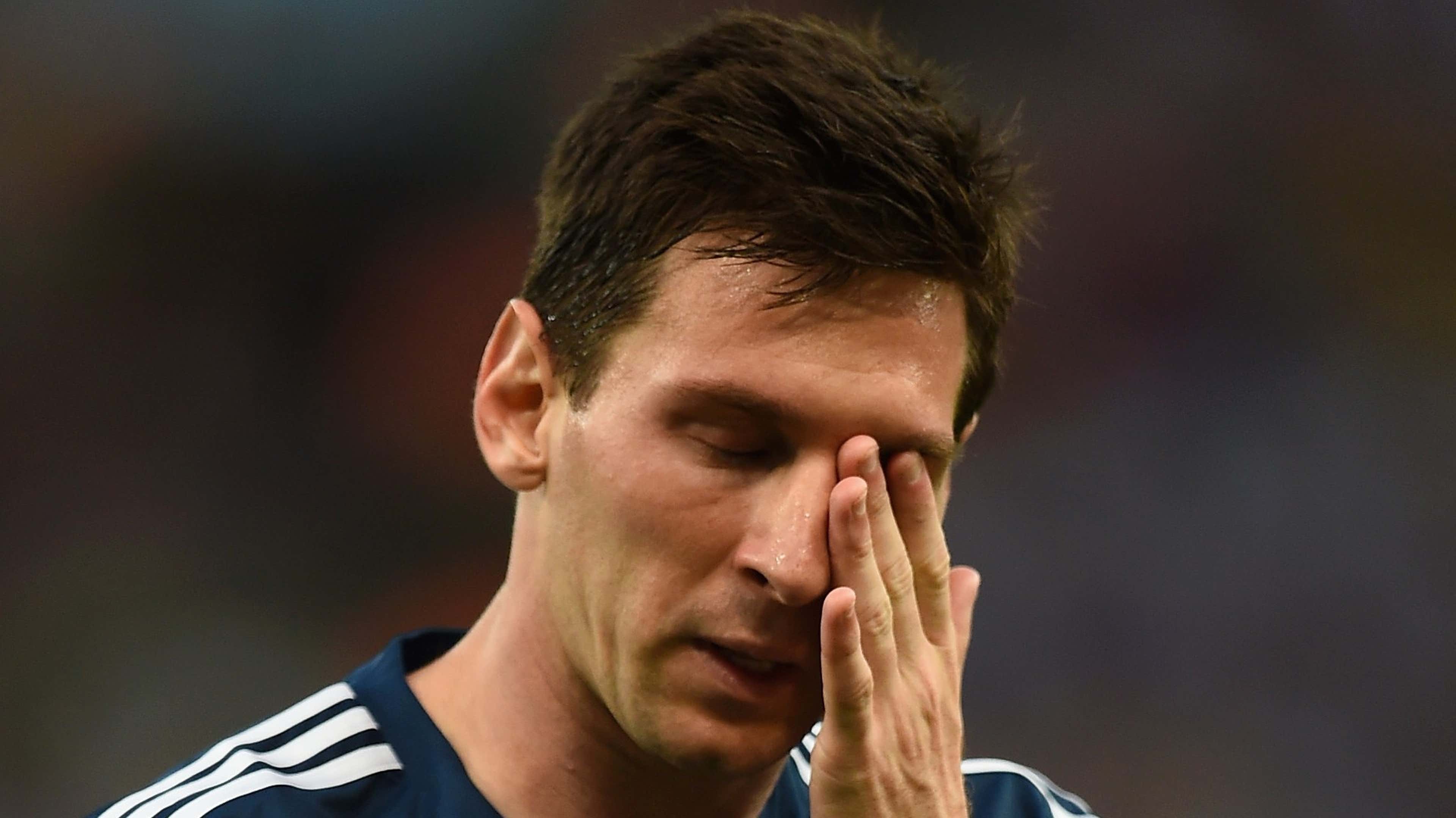 Messi Crying Wallpapers - Top Free Messi Crying Backgrounds ...