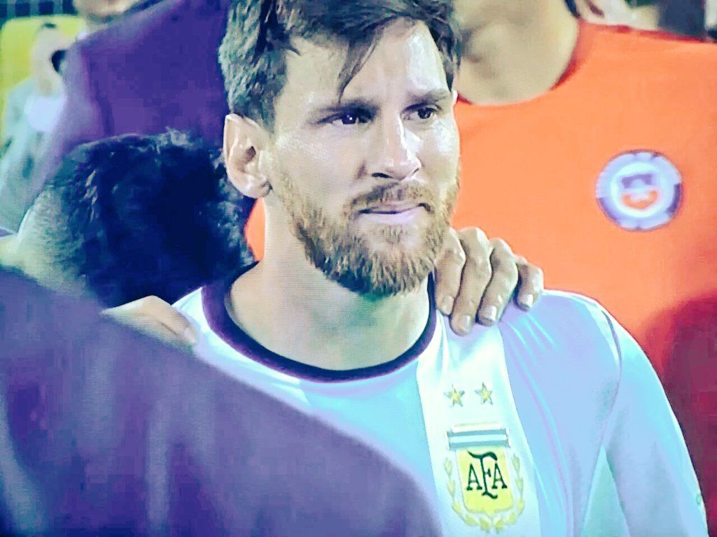Messi Crying Wallpapers - Top Free Messi Crying Backgrounds ...