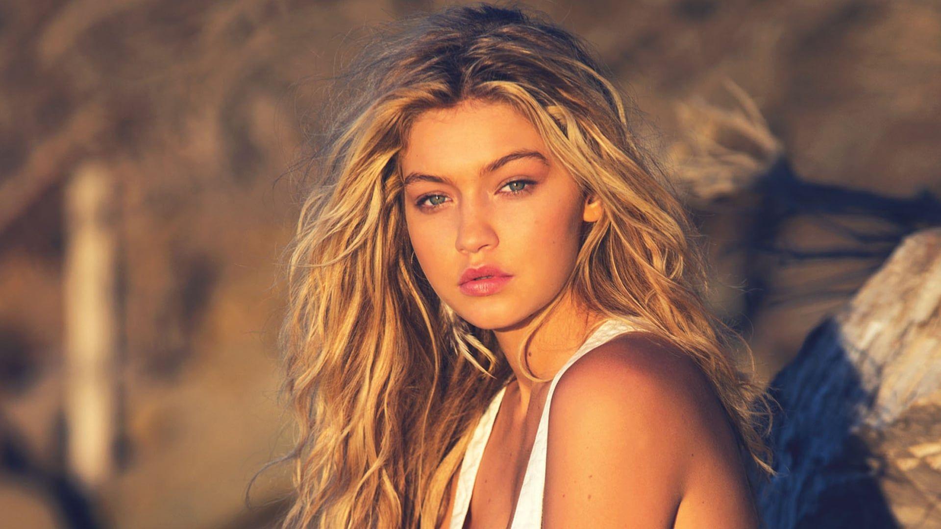 Gigi Hadid Wallpapers - Top Free Gigi Hadid Backgrounds - WallpaperAccess