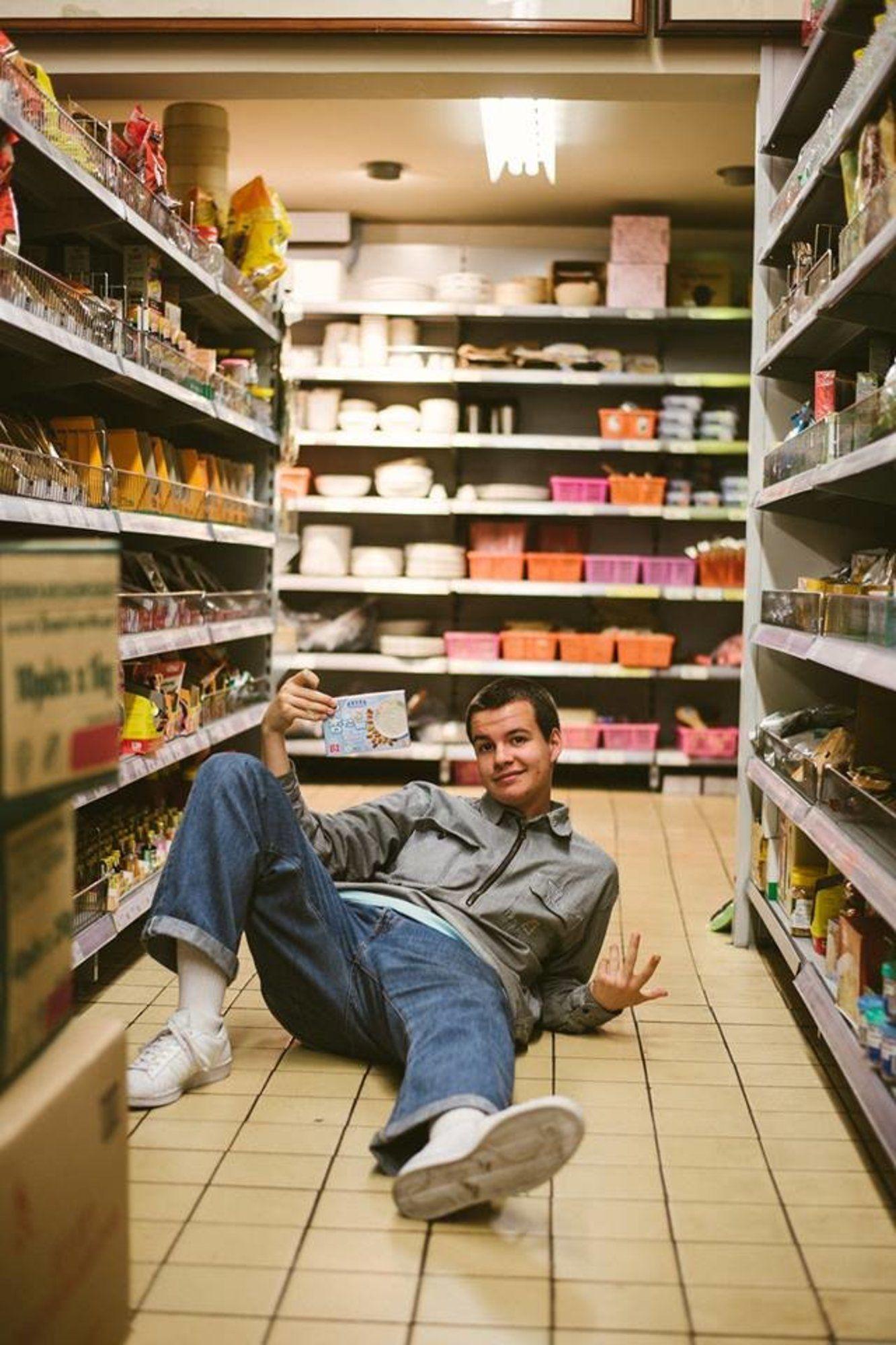 Rex Orange County Wallpapers - Top Free Rex Orange County Backgrounds ...