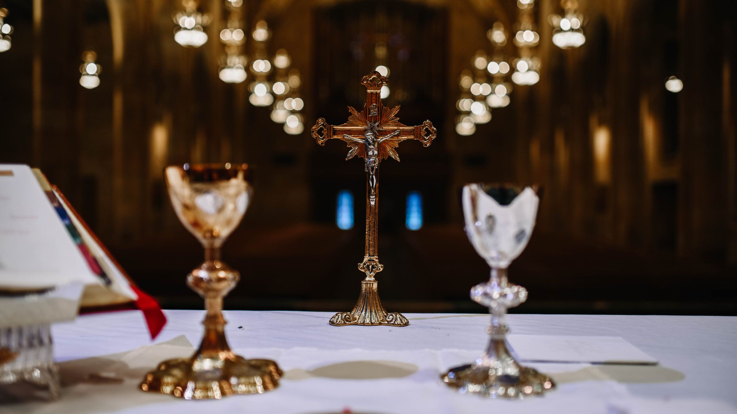 Holy Mass Wallpapers - Top Free Holy Mass Backgrounds - WallpaperAccess