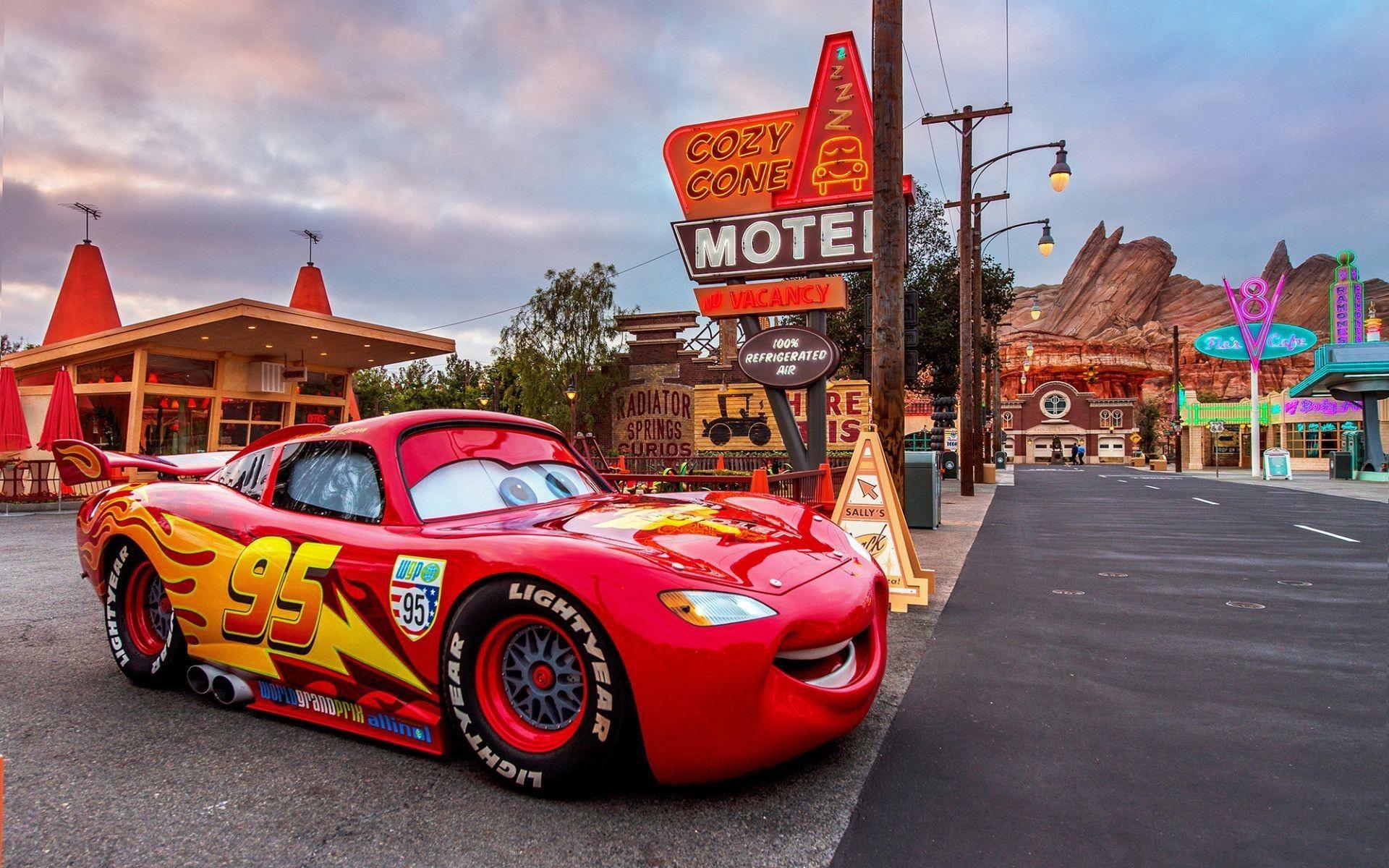 Lightning McQueen Wallpapers - Top Free Lightning McQueen Backgrounds ...
