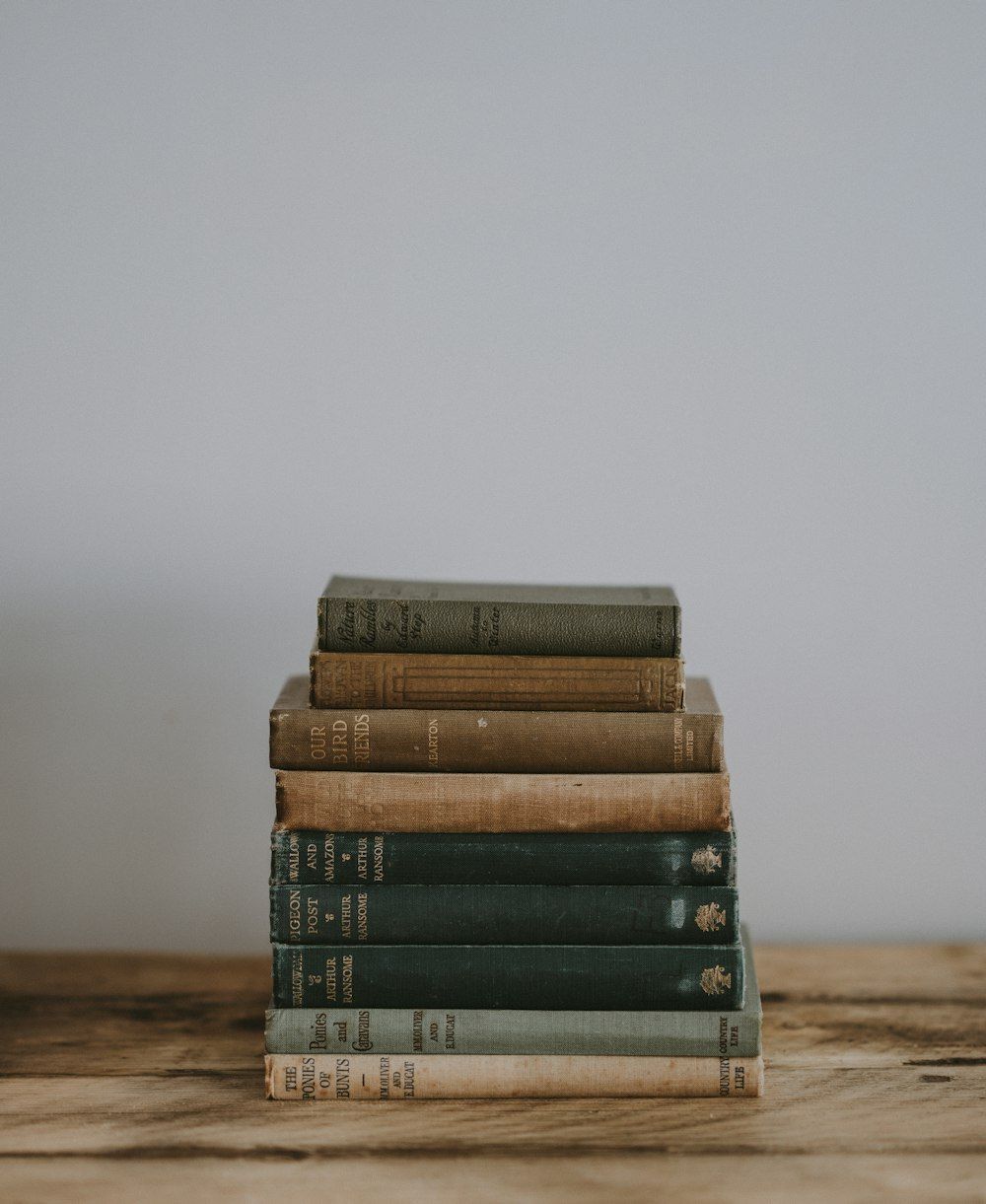 Stack of Books Wallpapers - Top Free Stack of Books Backgrounds ...