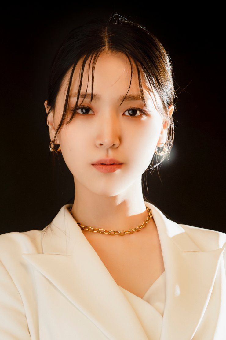 Kim Ji Eun Wallpapers - Top Free Kim Ji Eun Backgrounds - WallpaperAccess