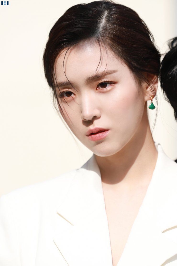 Kim Ji Eun Wallpapers - Top Free Kim Ji Eun Backgrounds - WallpaperAccess