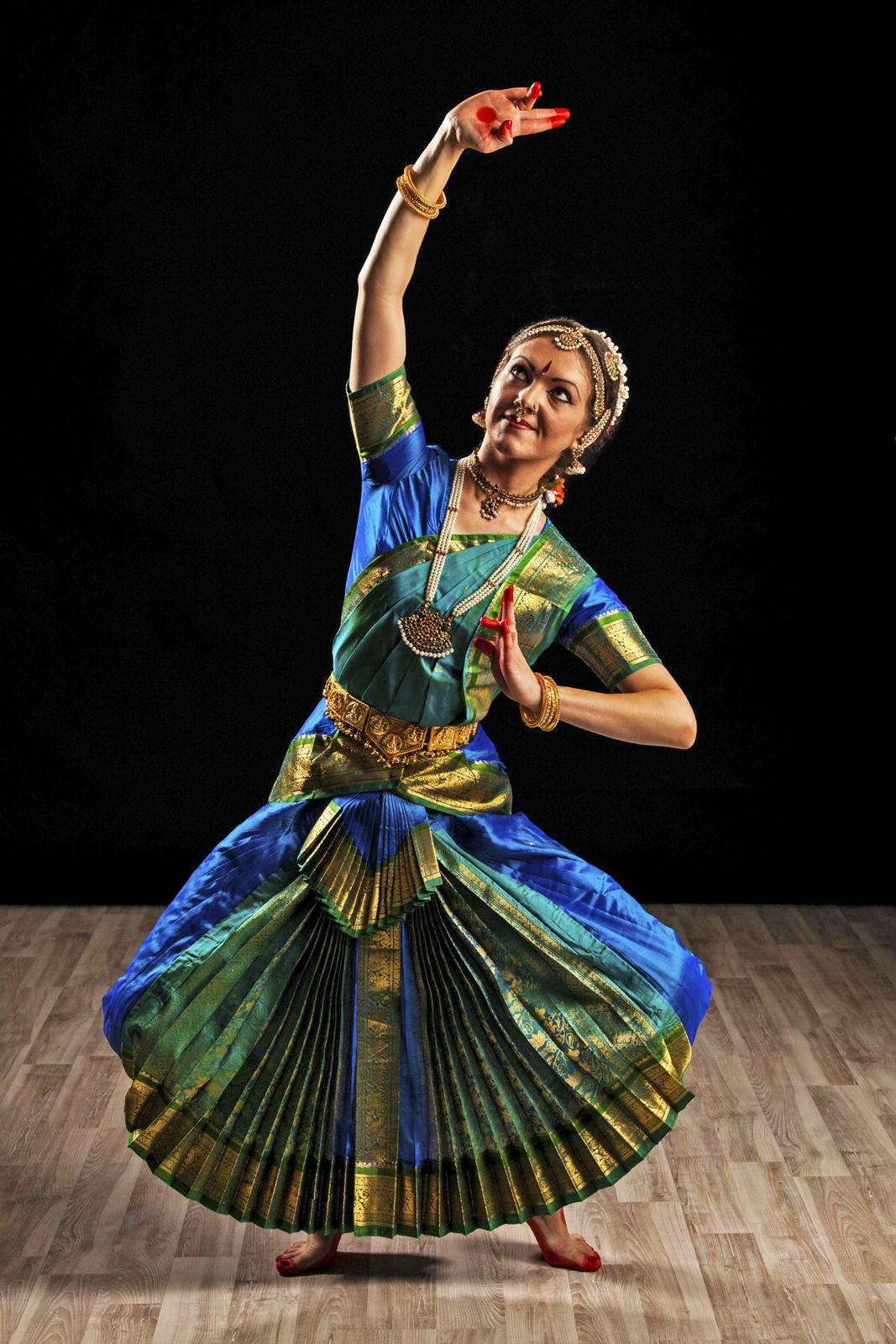 Classical Indian Dance Wallpapers - Top Free Classical Indian Dance ...