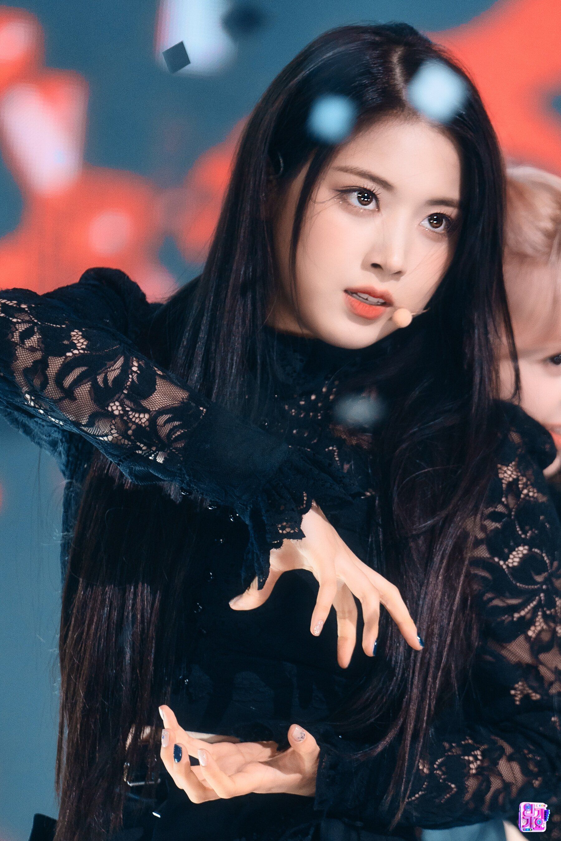 JIWOO Wallpapers - Top Free JIWOO Backgrounds - WallpaperAccess