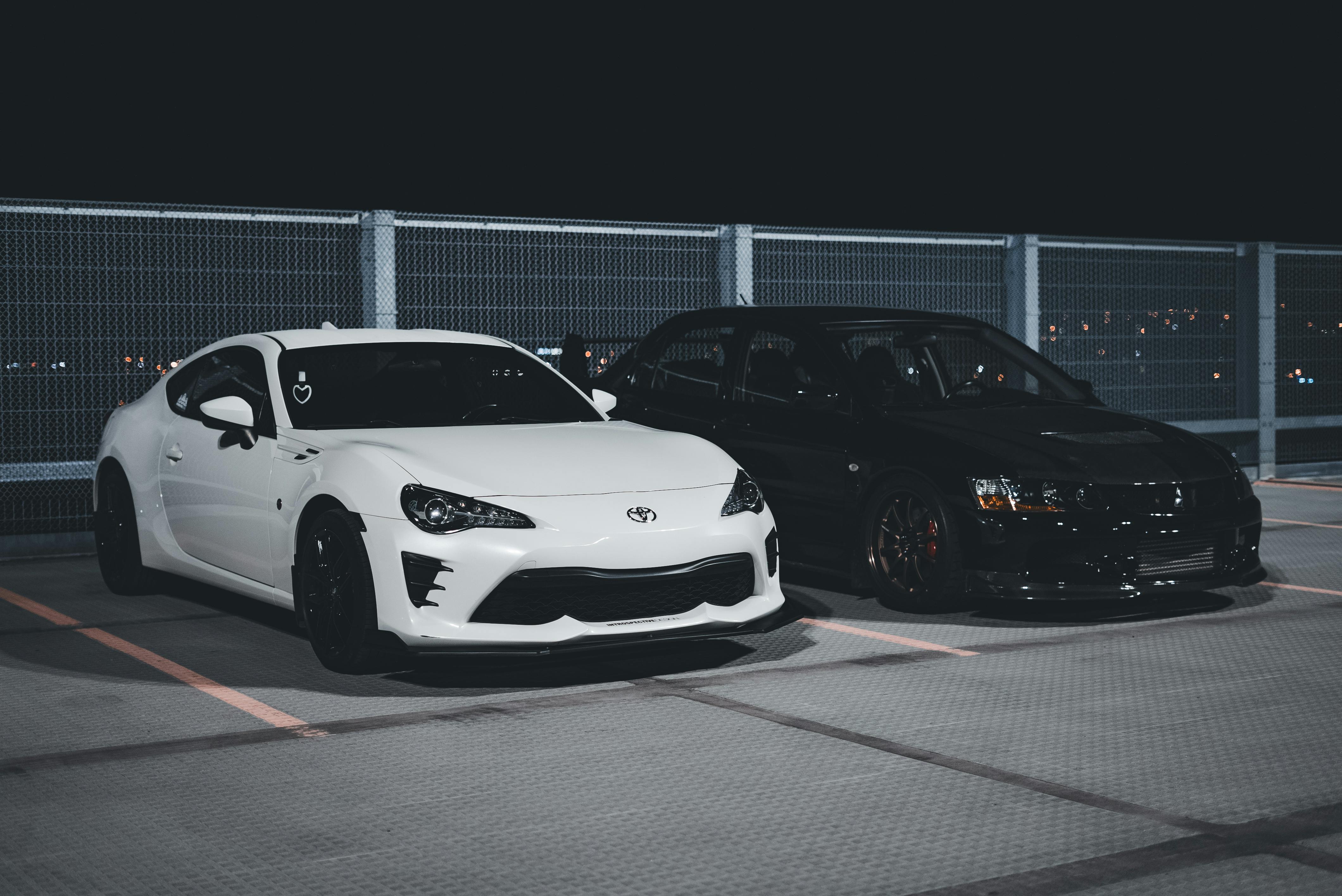 Two Cars Wallpapers - Top Free Two Cars Backgrounds - WallpaperAccess