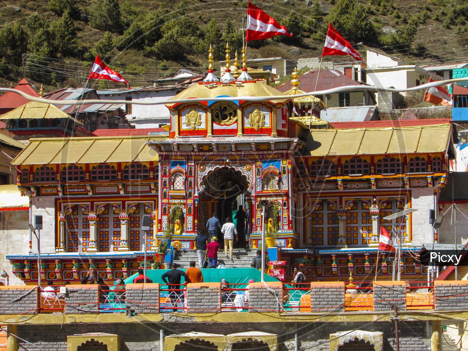 Badrinath Temple Wallpapers - Top Free Badrinath Temple Backgrounds ...