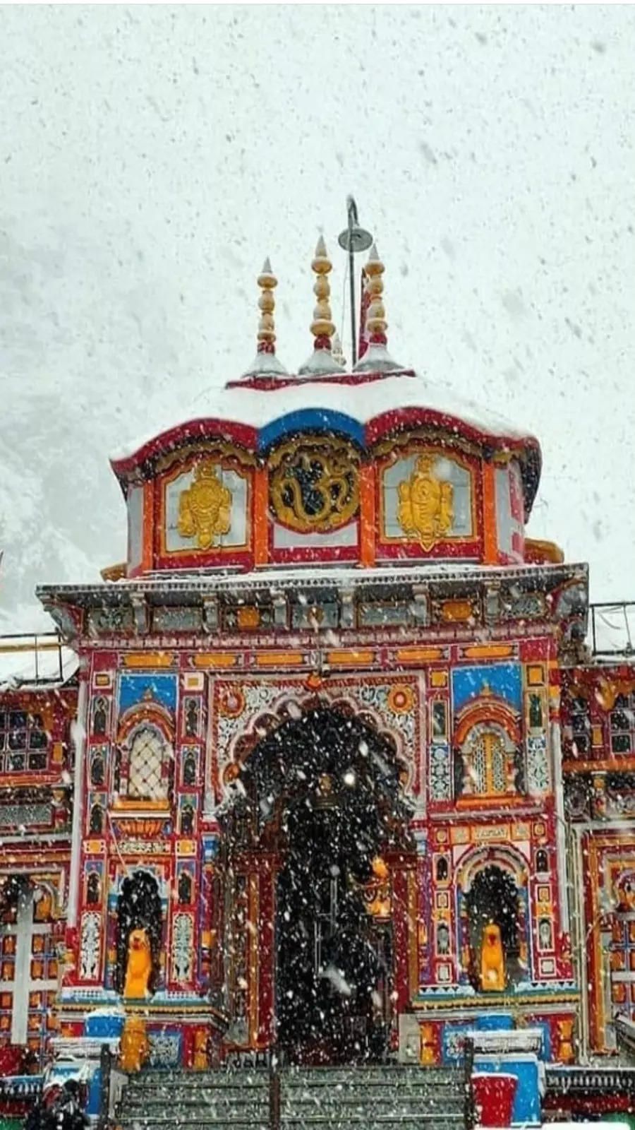 Badrinath Temple Wallpapers - Top Free Badrinath Temple Backgrounds ...
