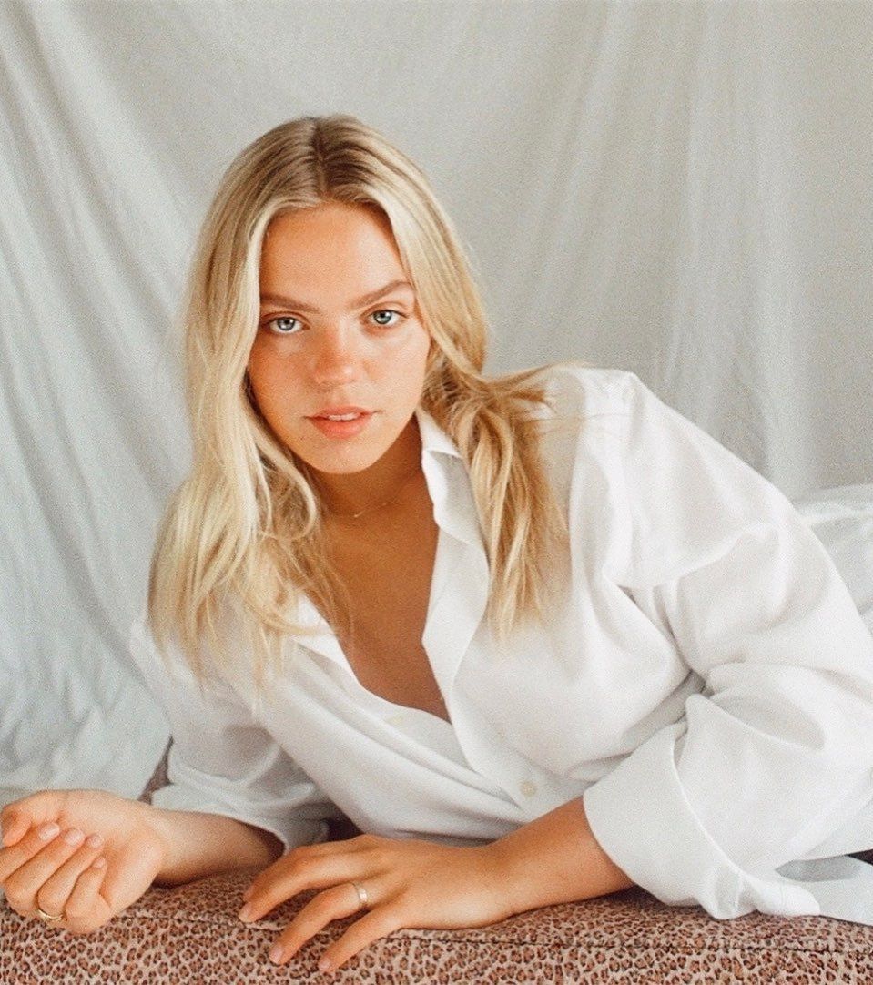 Renee Rapp Wallpapers - Top Free Renee Rapp Backgrounds - WallpaperAccess