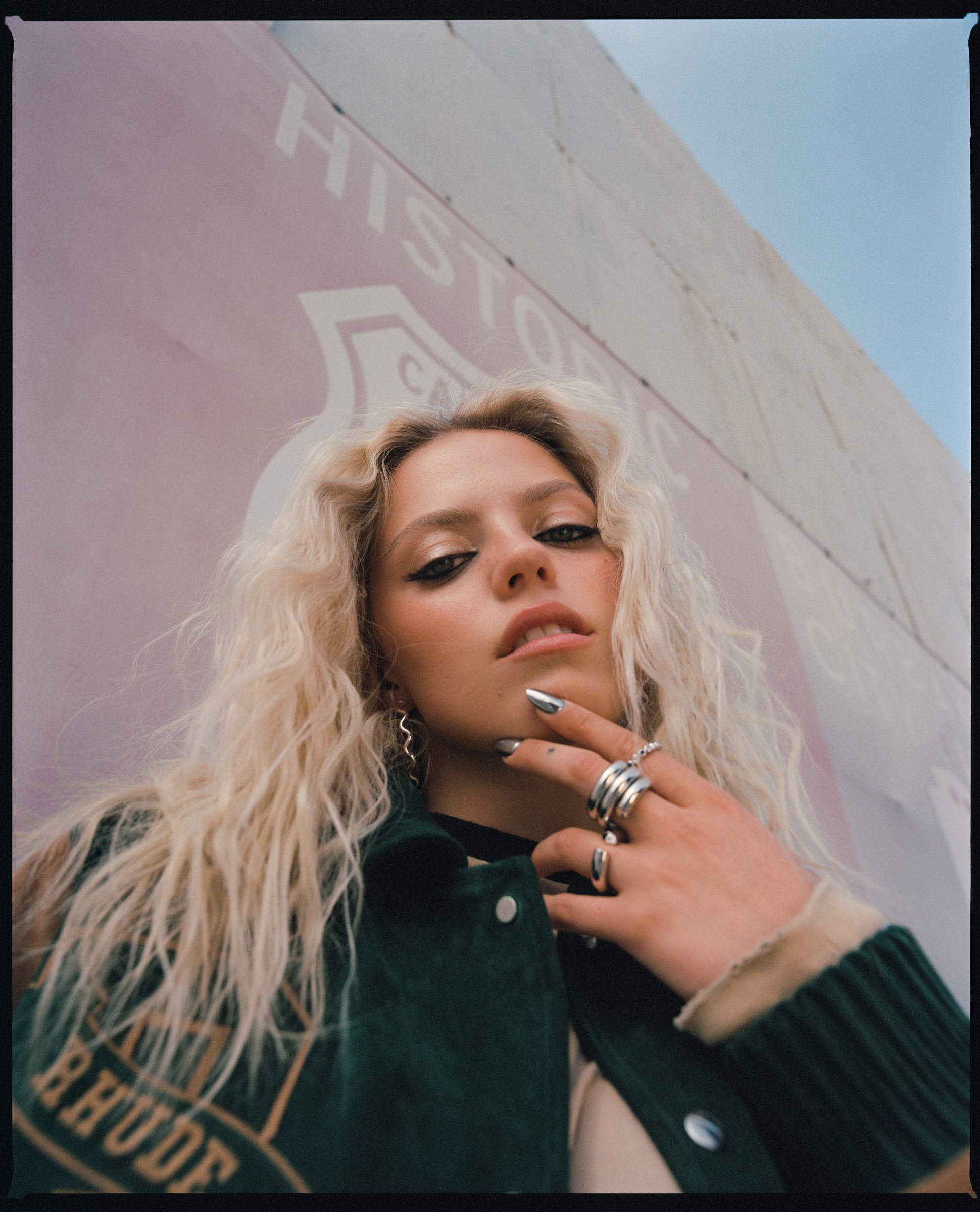 Renee Rapp Wallpapers - Top Free Renee Rapp Backgrounds - WallpaperAccess