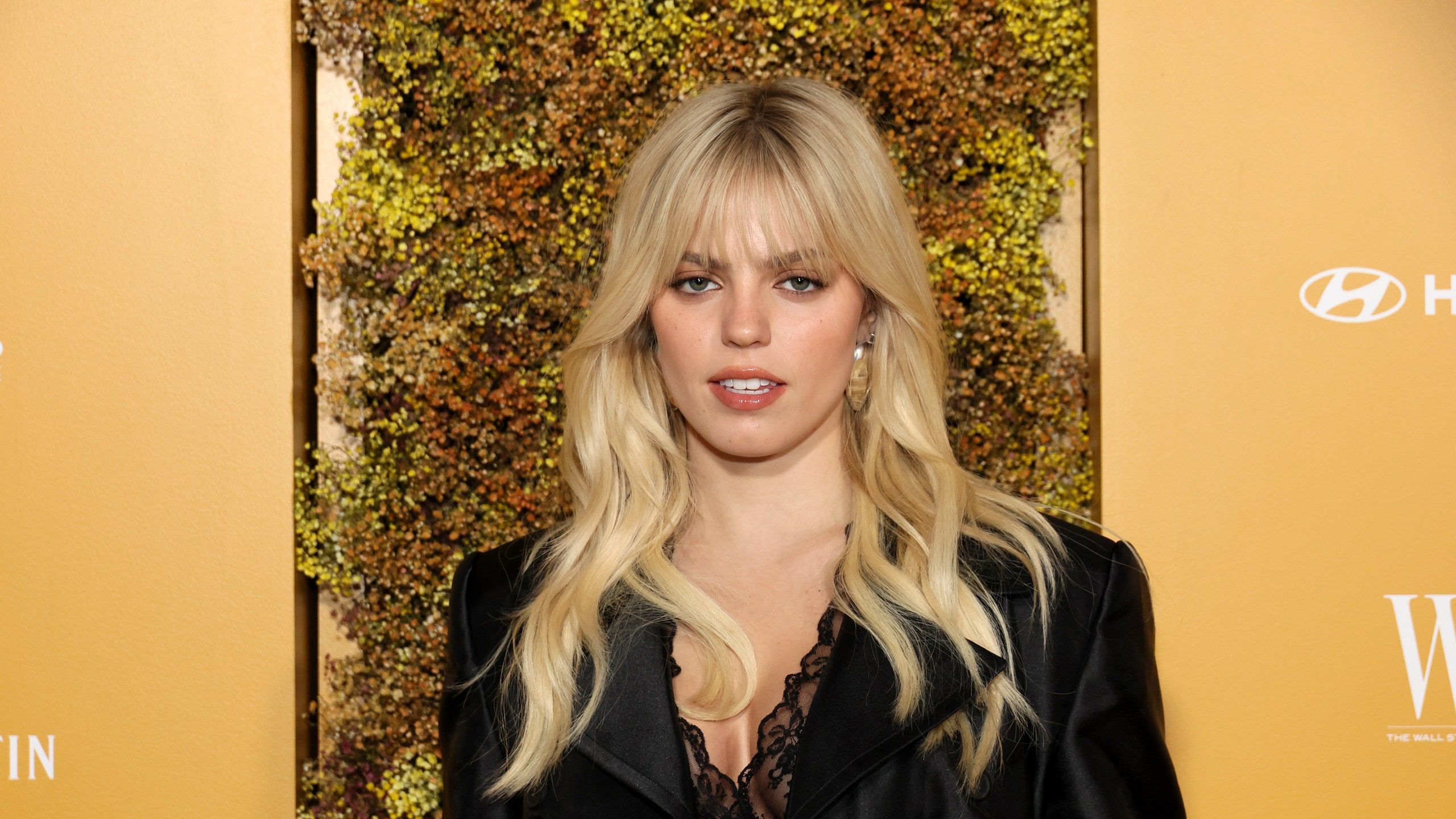 Renee Rapp Wallpapers - Top Free Renee Rapp Backgrounds - WallpaperAccess