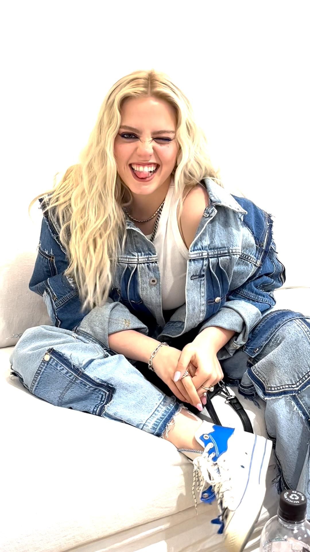 Renee Rapp Wallpapers - Top Free Renee Rapp Backgrounds - WallpaperAccess