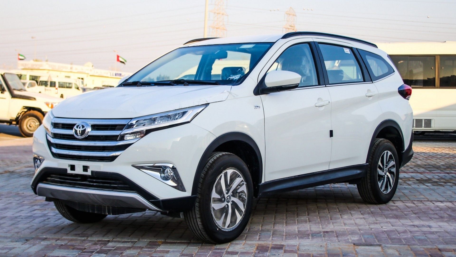 Toyota Rush Wallpapers - Top Free Toyota Rush Backgrounds - WallpaperAccess