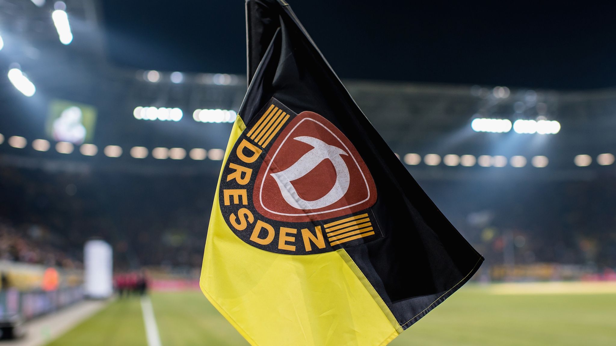 Dynamo Dresden Wallpapers - Top Free Dynamo Dresden Backgrounds ...