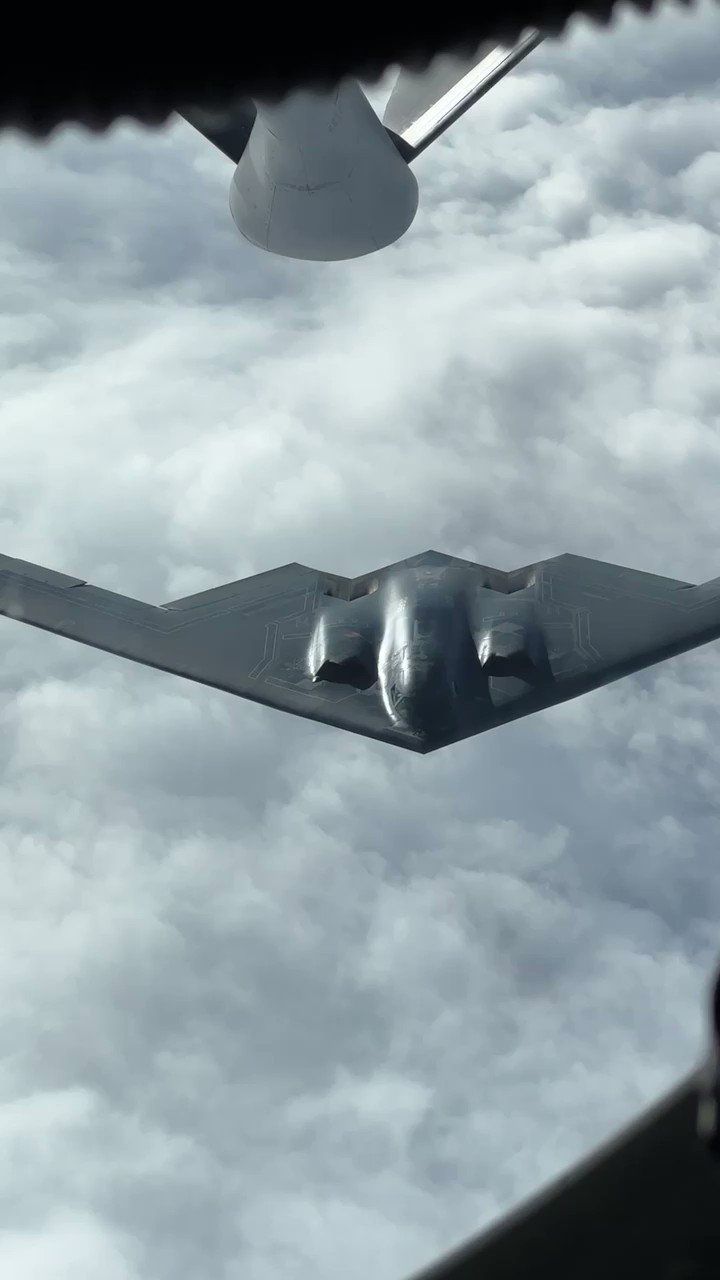 Stealth Bomber Wallpapers - Top Free Stealth Bomber Backgrounds - WallpaperAccess